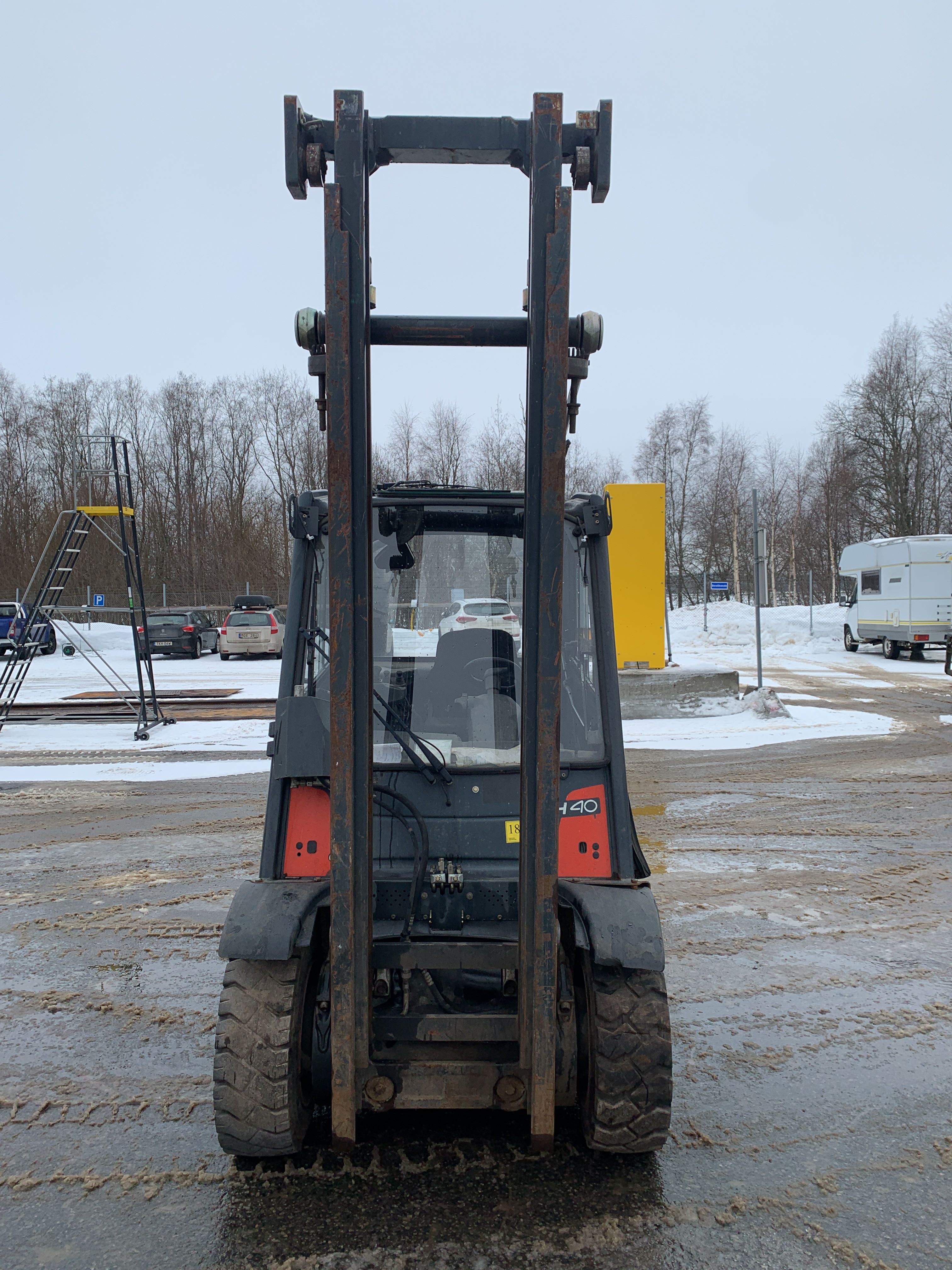 Counterbalance truck diesel Linde H40D-01 -2010 (rep. object) - PS ...