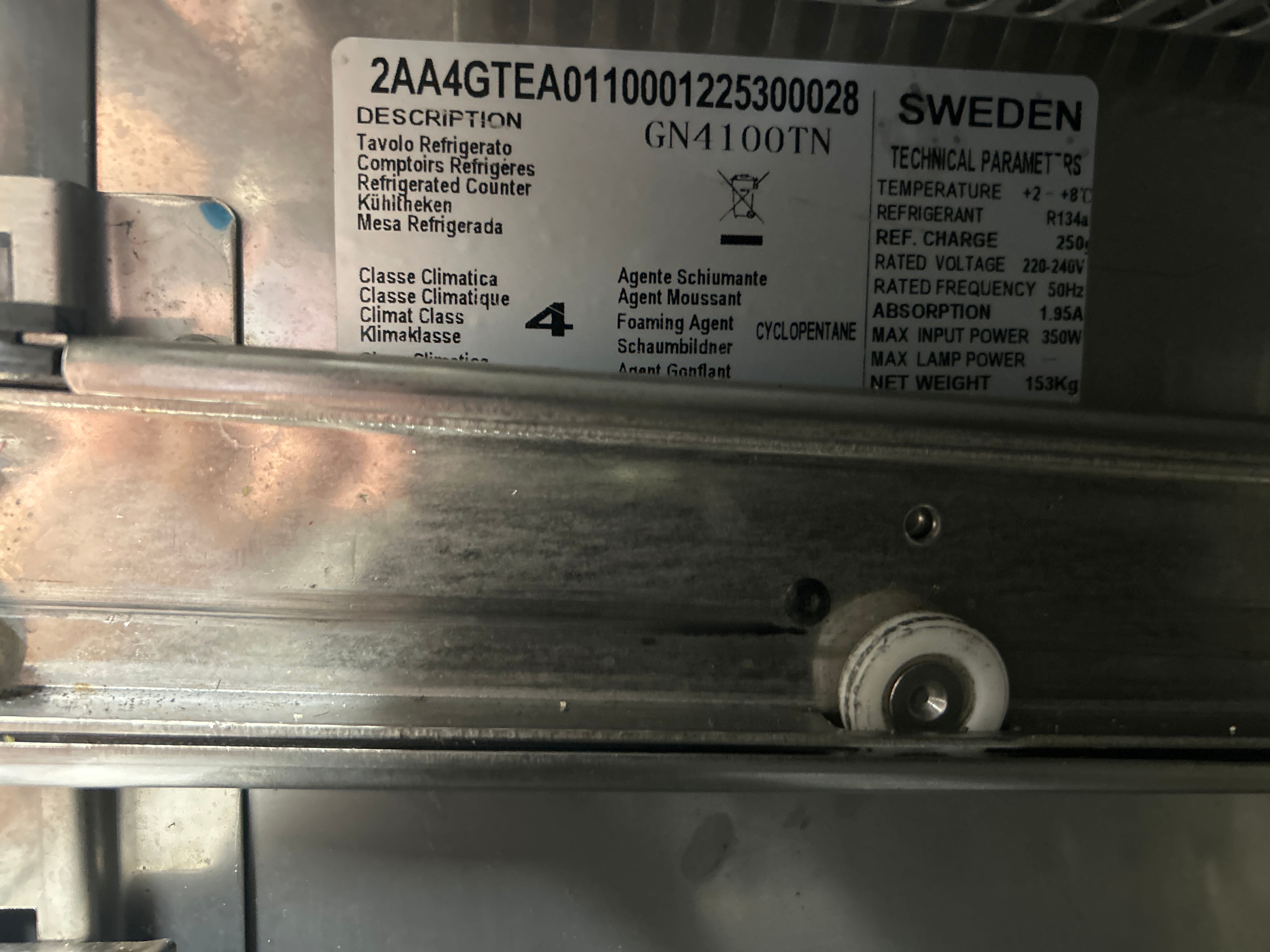 Refrigerated counter with shelf and heat lamps - PS Auction - We value ...