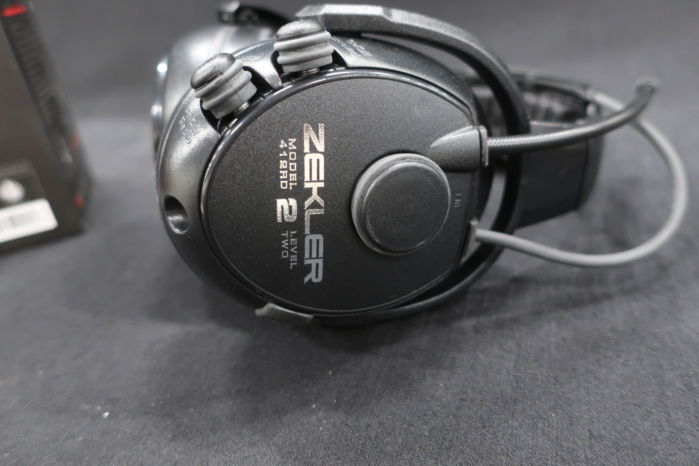 Hörselkåpa Zekler 412RD - Auktioner online - Nätauktioner ...