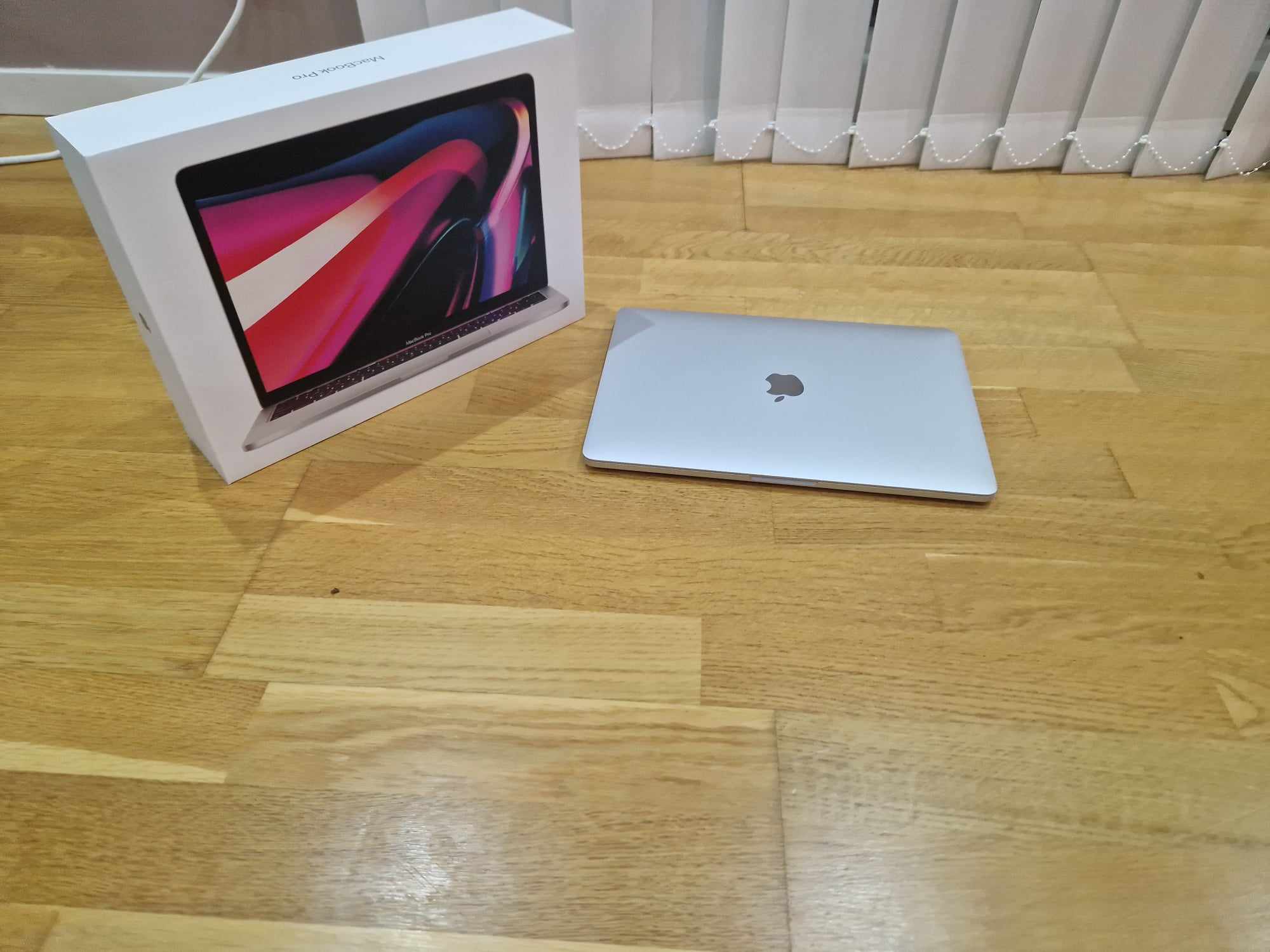 Apple MacBook Pro - M1 8 CPU/8 GPU 13" - Auktioner online - Nätauktioner & Konkursauktioner | PS ...