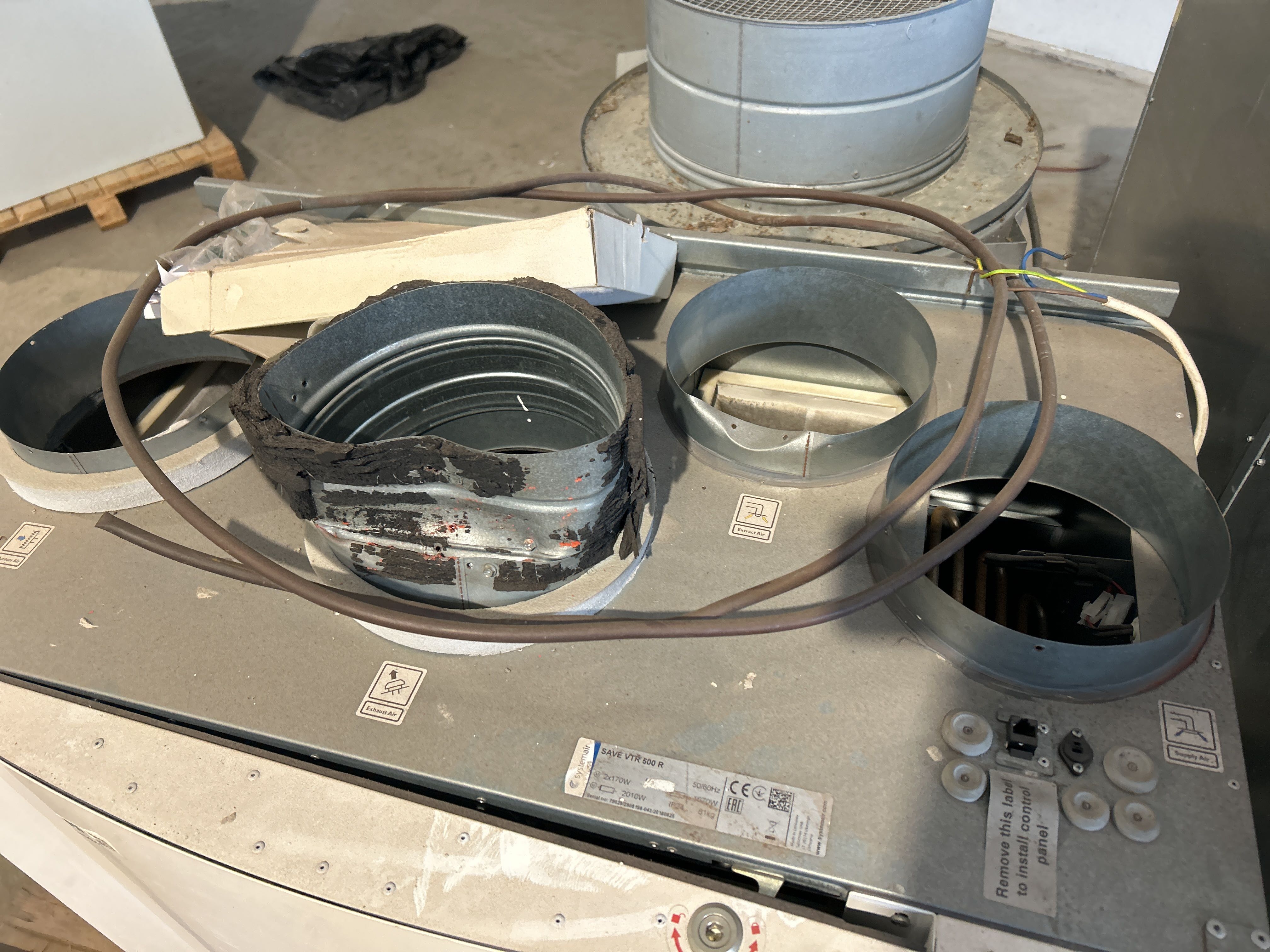 Samling med ventilationsutrustning - Systemair SAVE VTR 500 R ...