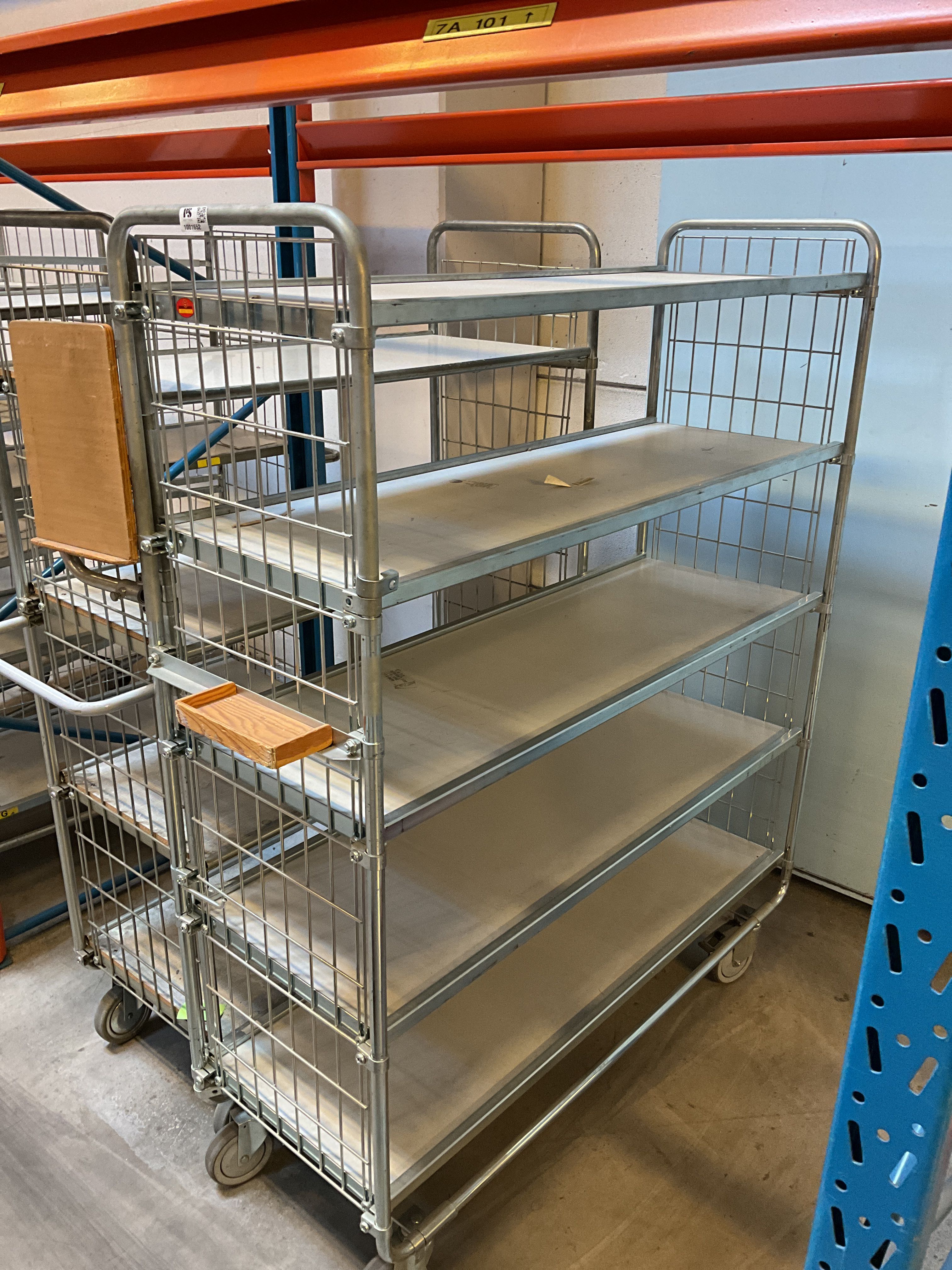 5 Picking carts - PS Auction - We value the future - Largest in net ...
