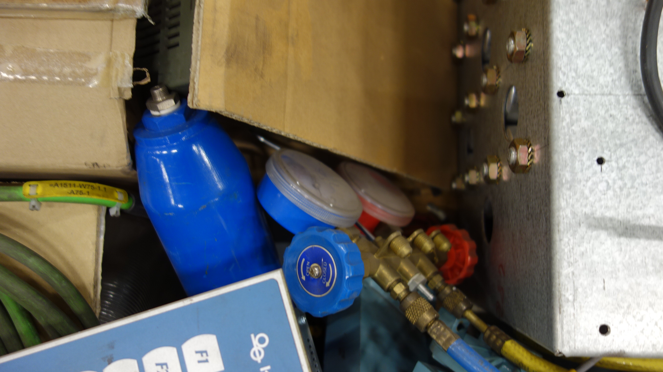 Miscellaneous electrical equipment - PS Auction - We value the future ...