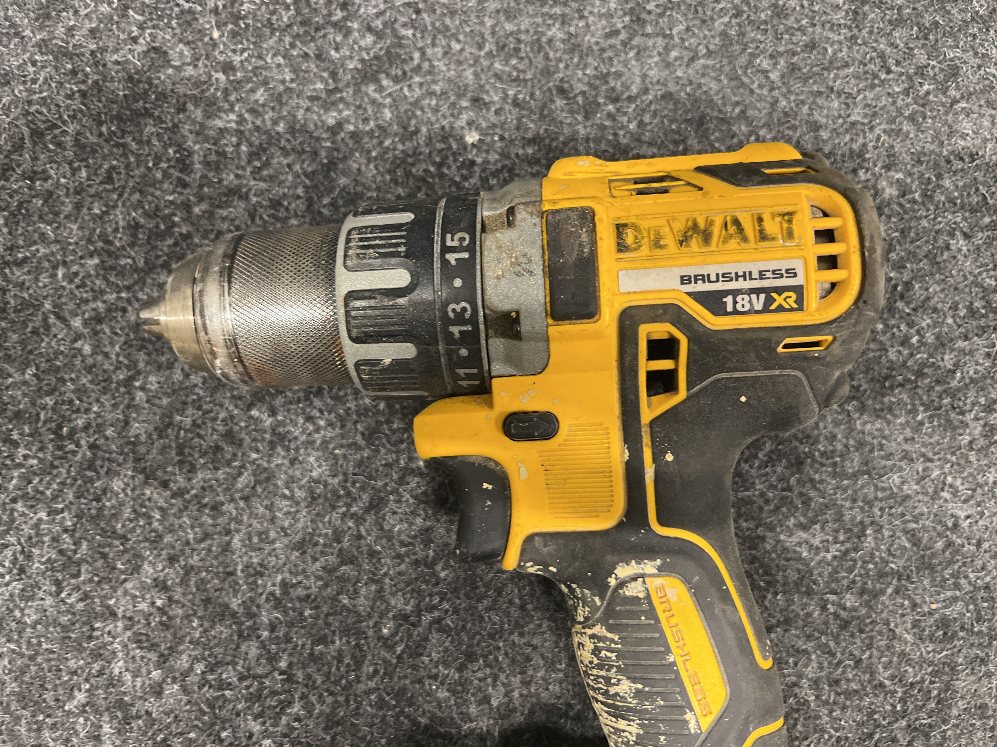 Skruvdragare DeWalt DCD791 - Auktioner online - Nätauktioner ...