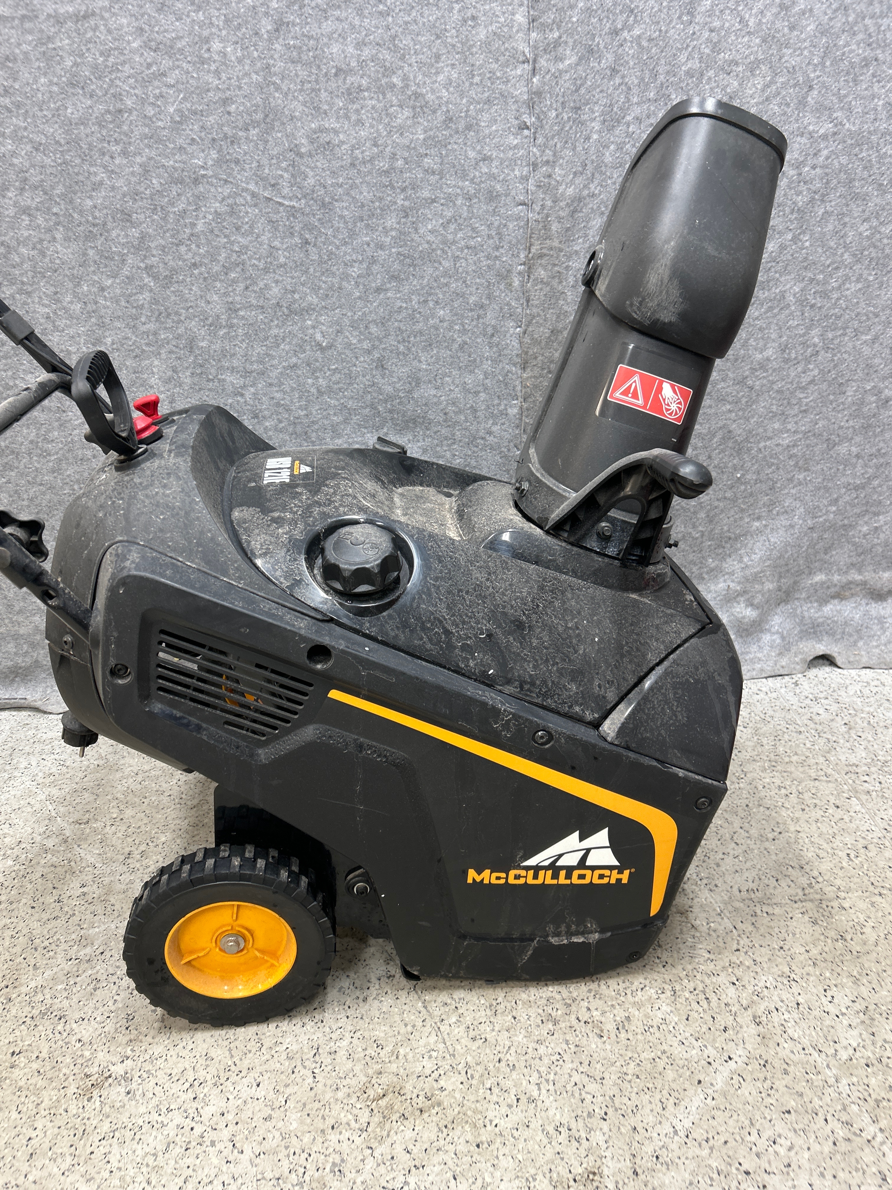Snöslunga - McCulloch MSB 121E - Auktioner online - Nätauktioner ...