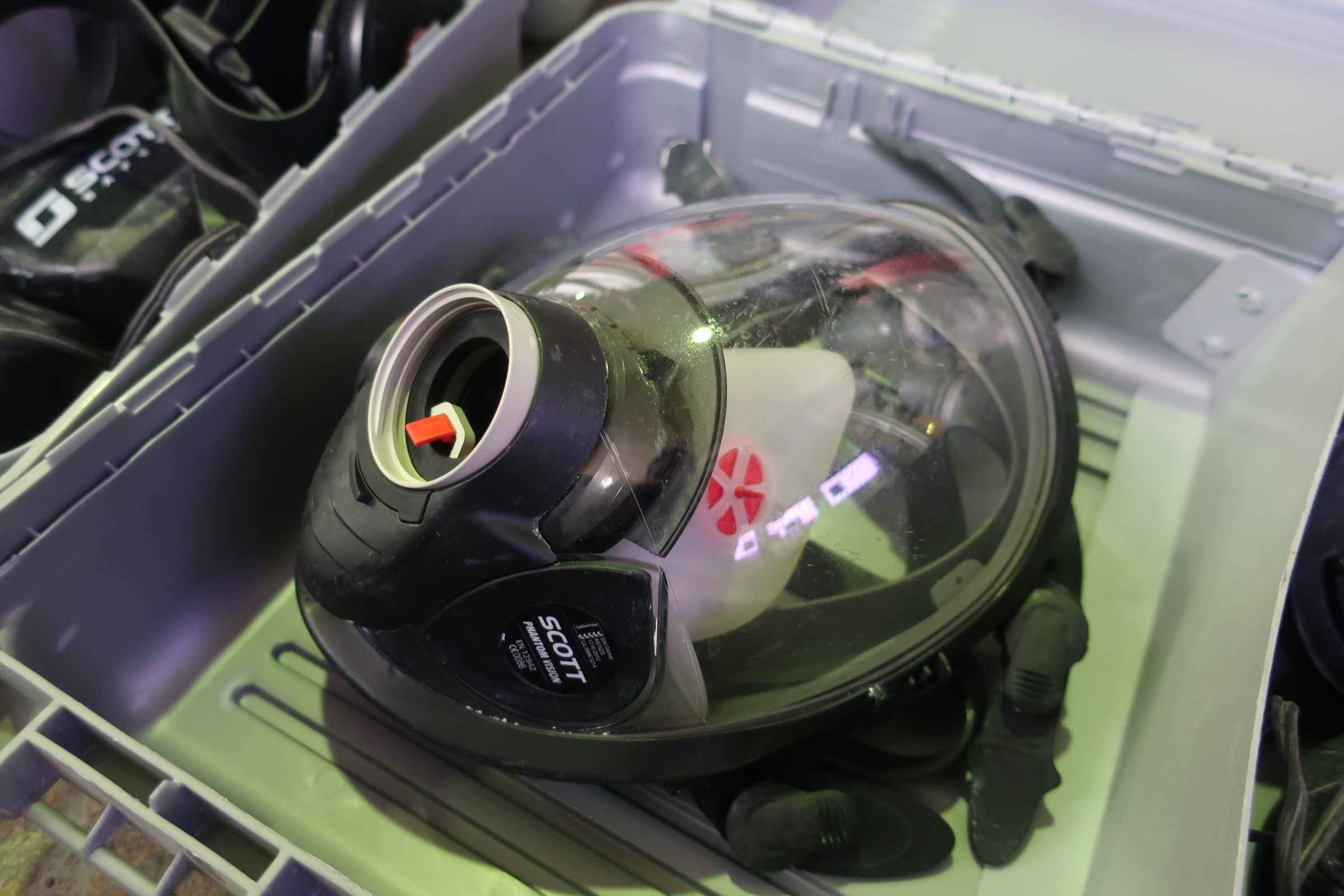 4st friskluftmasker, Scott Phantom Vision - Auktioner online ...