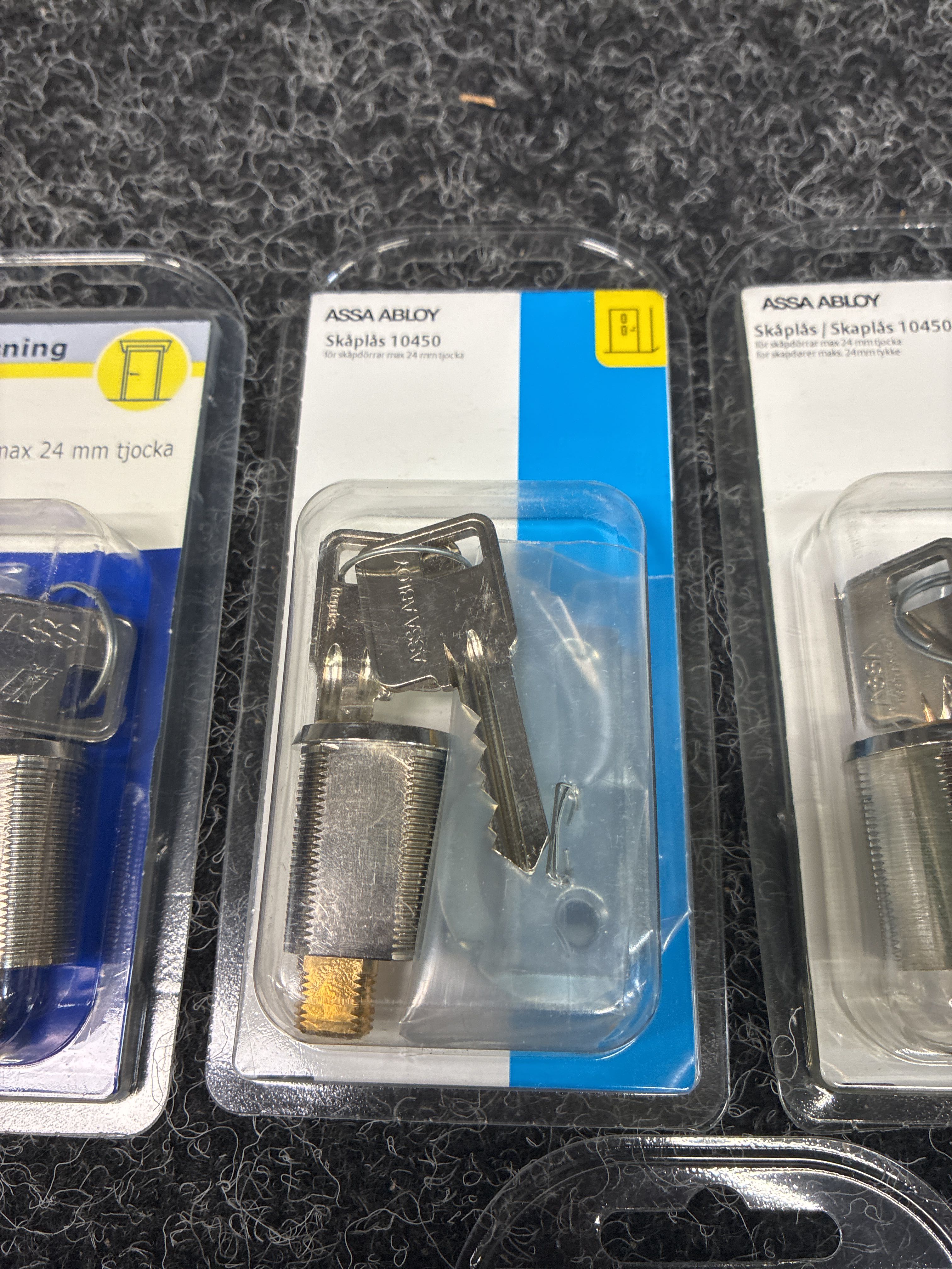 13 st Skåplås 8450 & 10450, Assa Abloy - Auktioner online ...