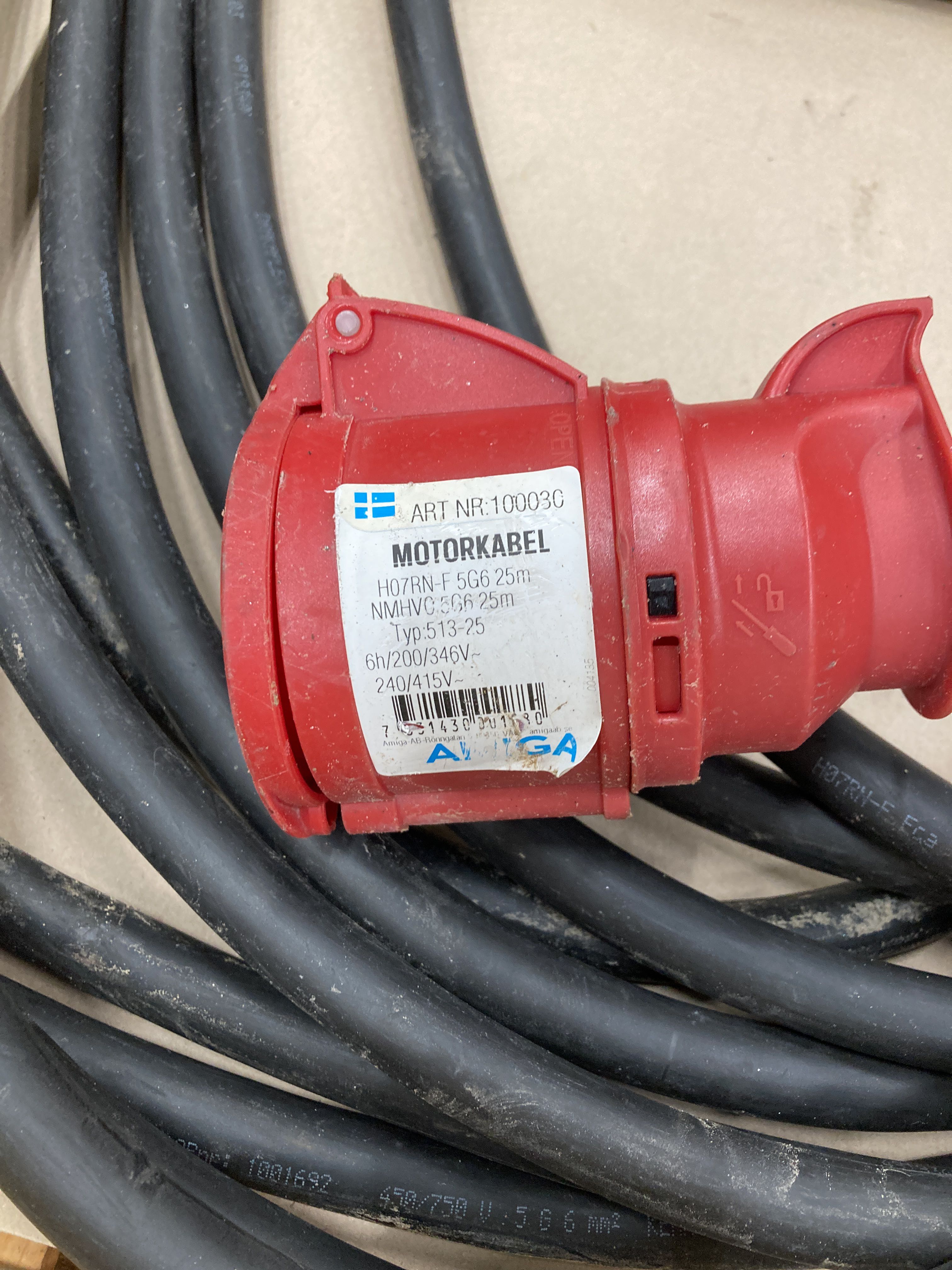 2 st motorkablar Amiga 25M 5G6 32A 400V - Auktioner online - Nätauktioner & Konkursauktioner ...