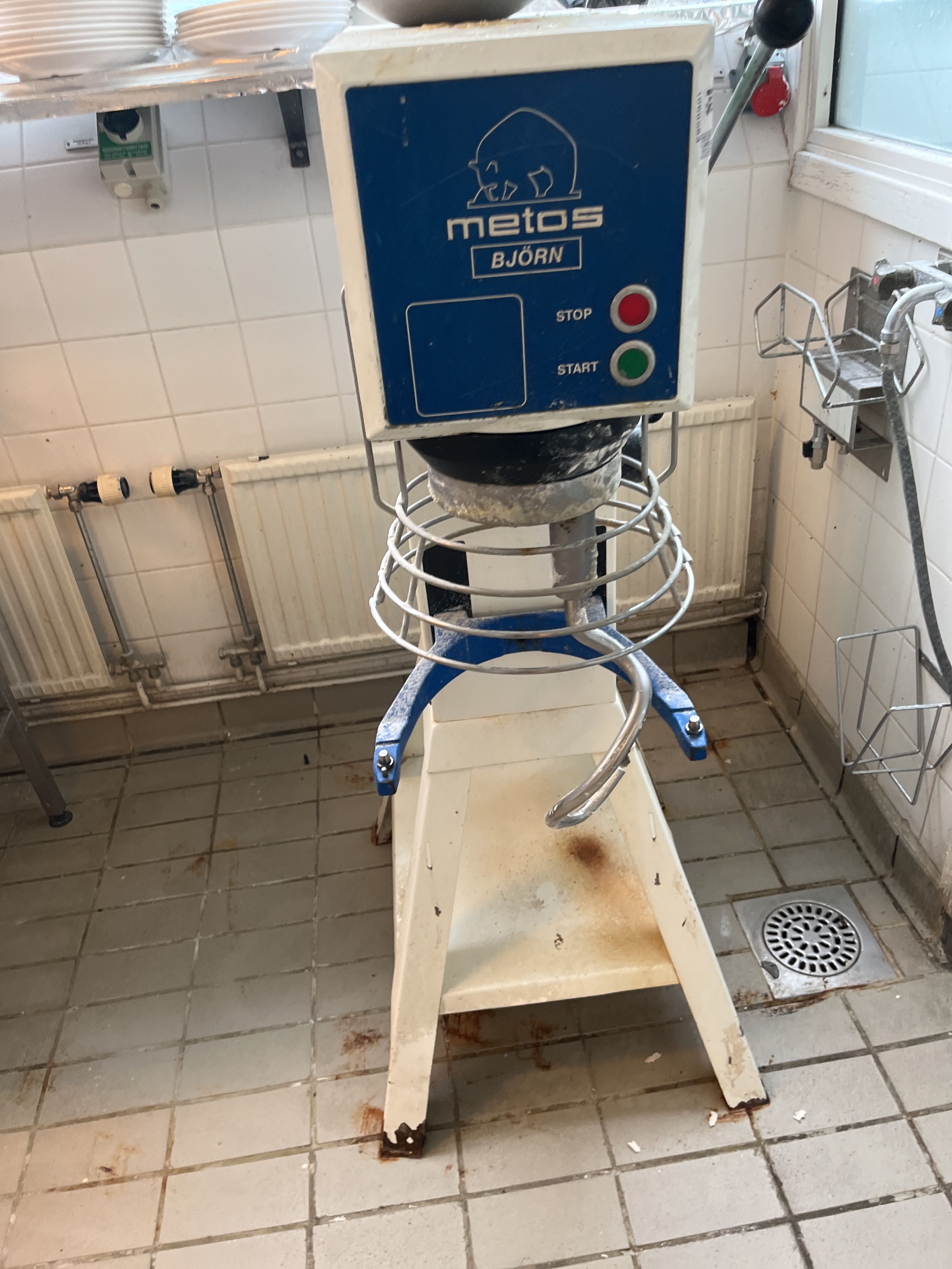 Metos Björn Mixer - Auktioner online - Nätauktioner & Konkursauktioner ...