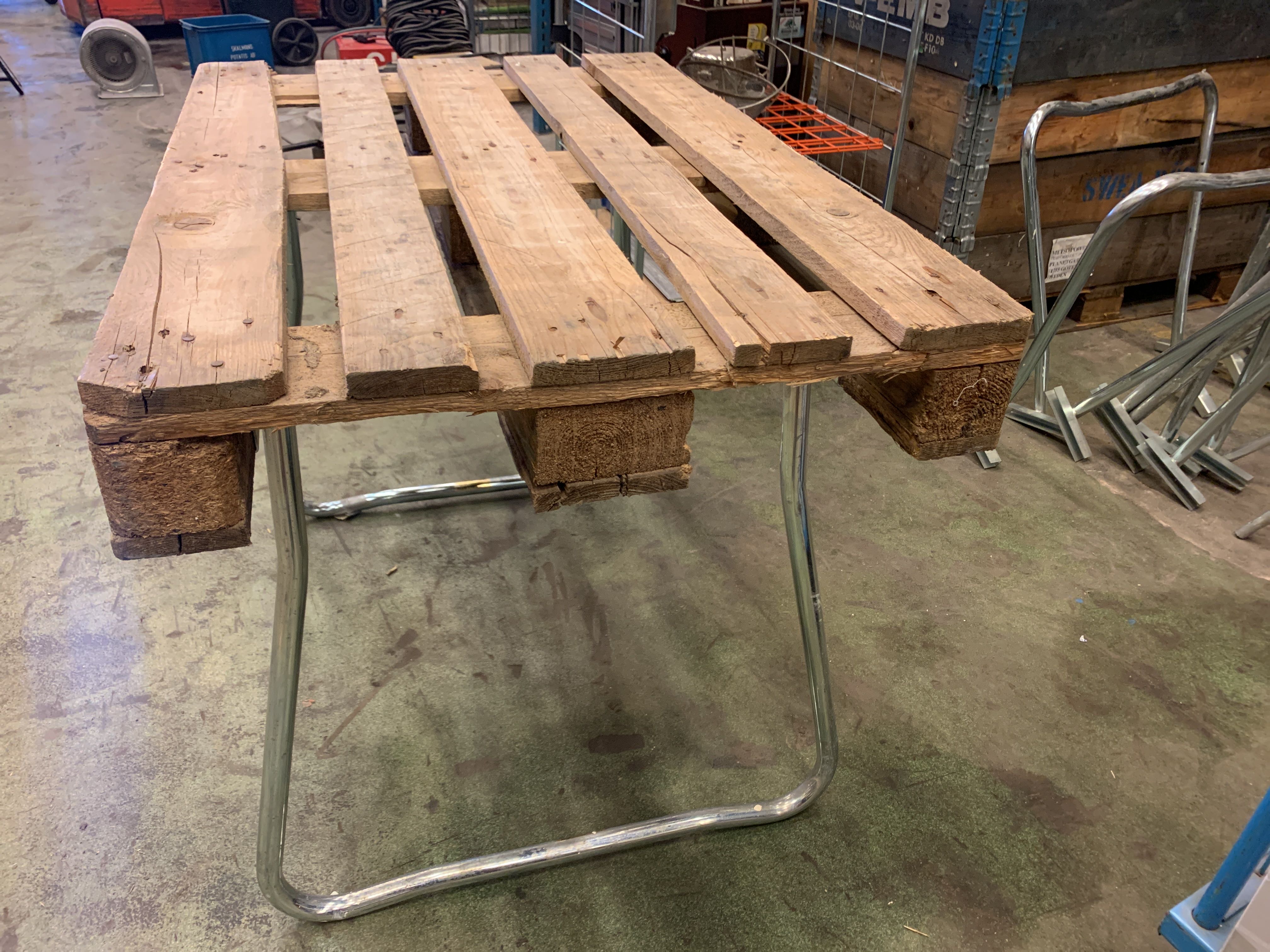 Legs for pallet tables - PS Auction - We value the future - Largest in ...