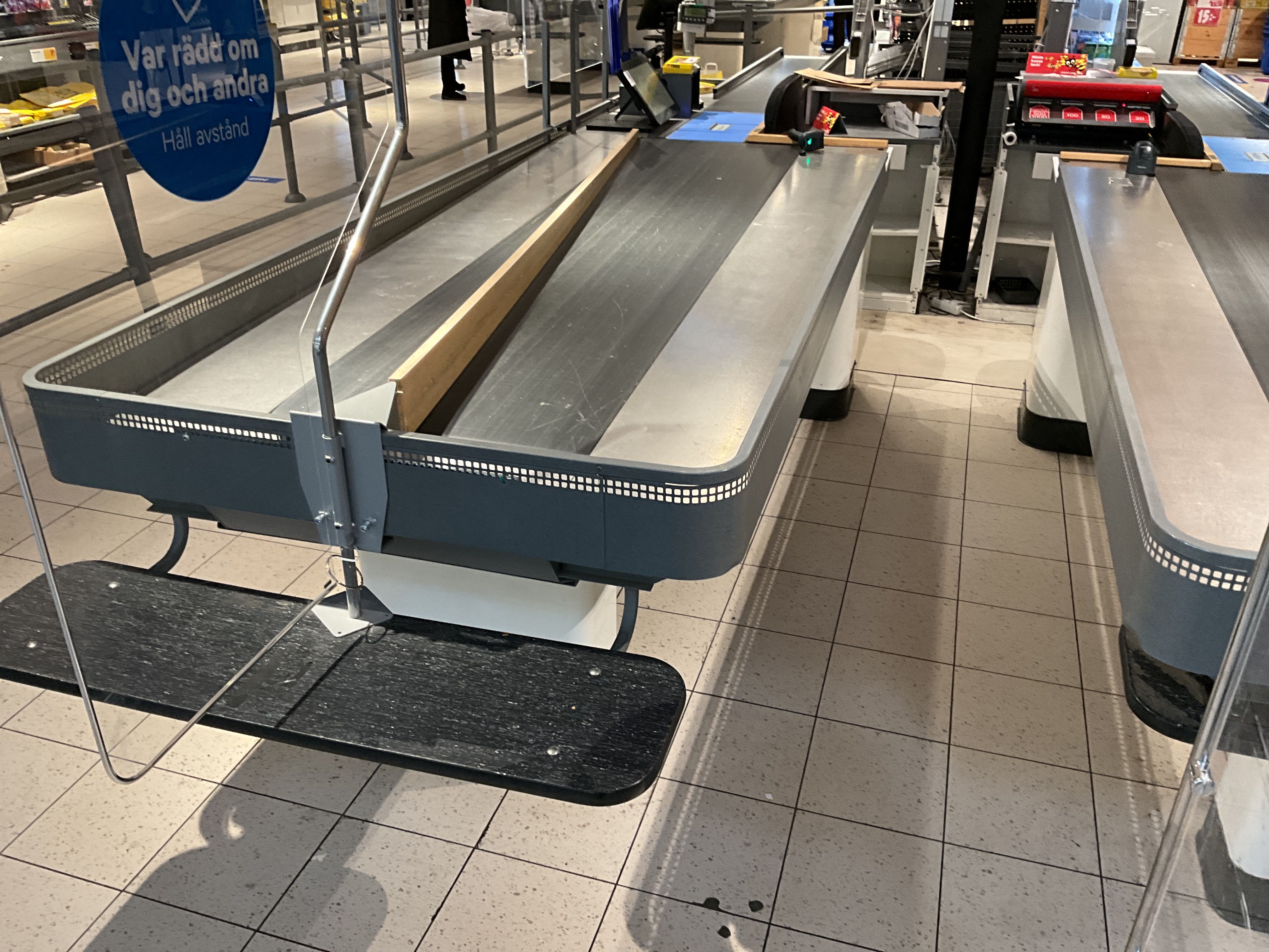 checkout system/line left checkout - PS Auction - We value the future ...