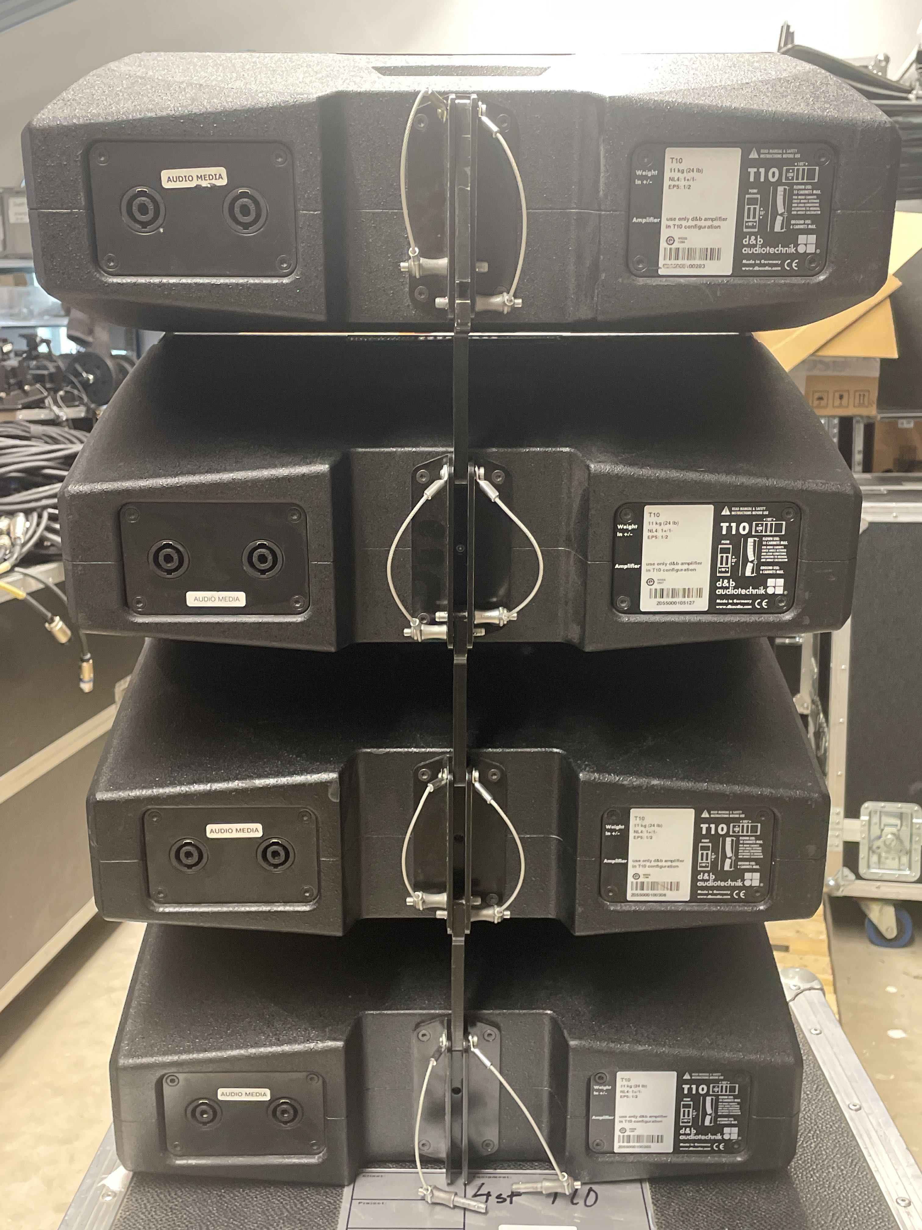 4 St T10 loudspeaker Line array / Point sources NL4 med case - Auktioner online - Nätauktioner ...