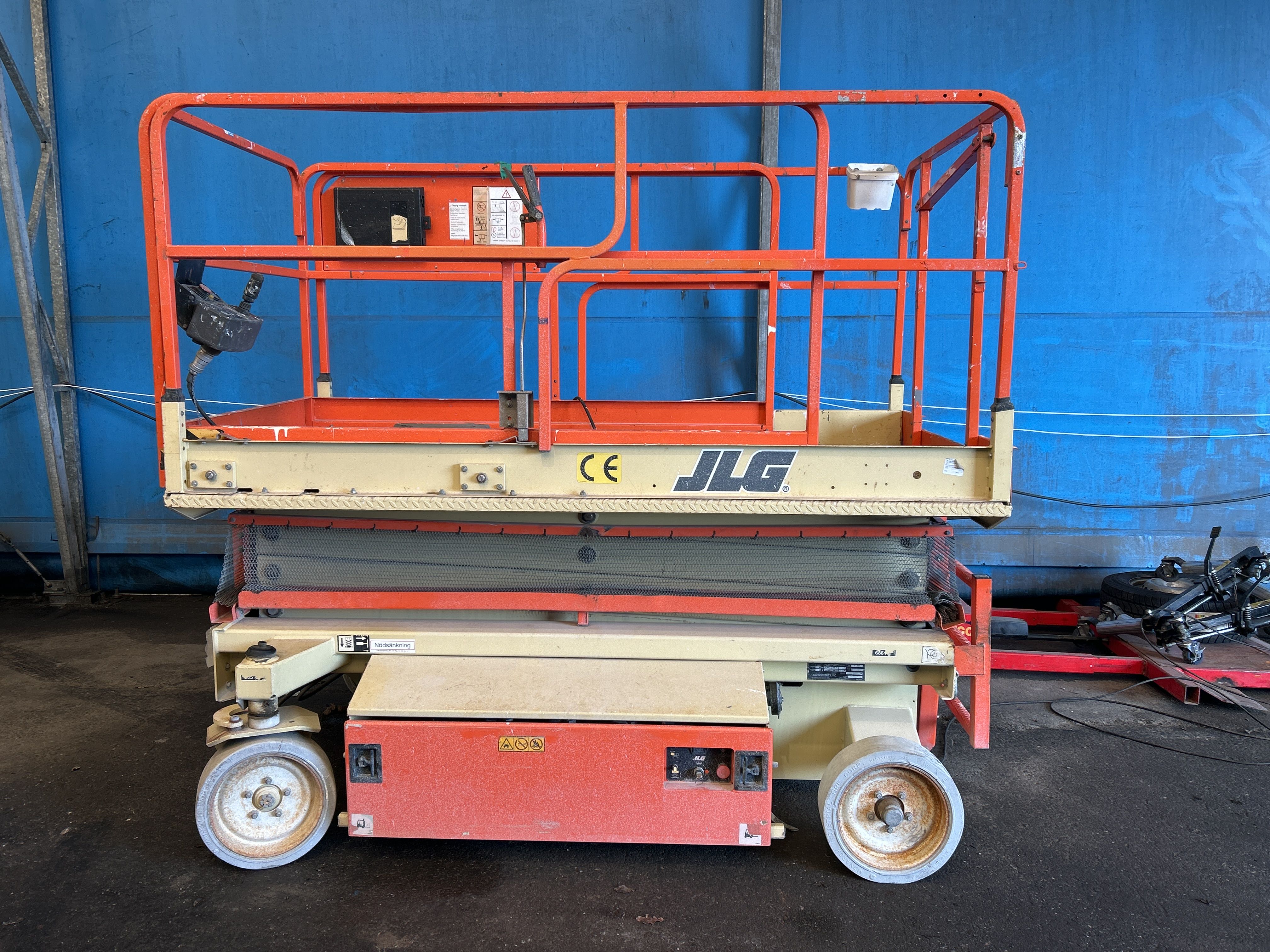 Saxlift - JLG 2658E, -1998 - Auktioner online - Nätauktioner ...