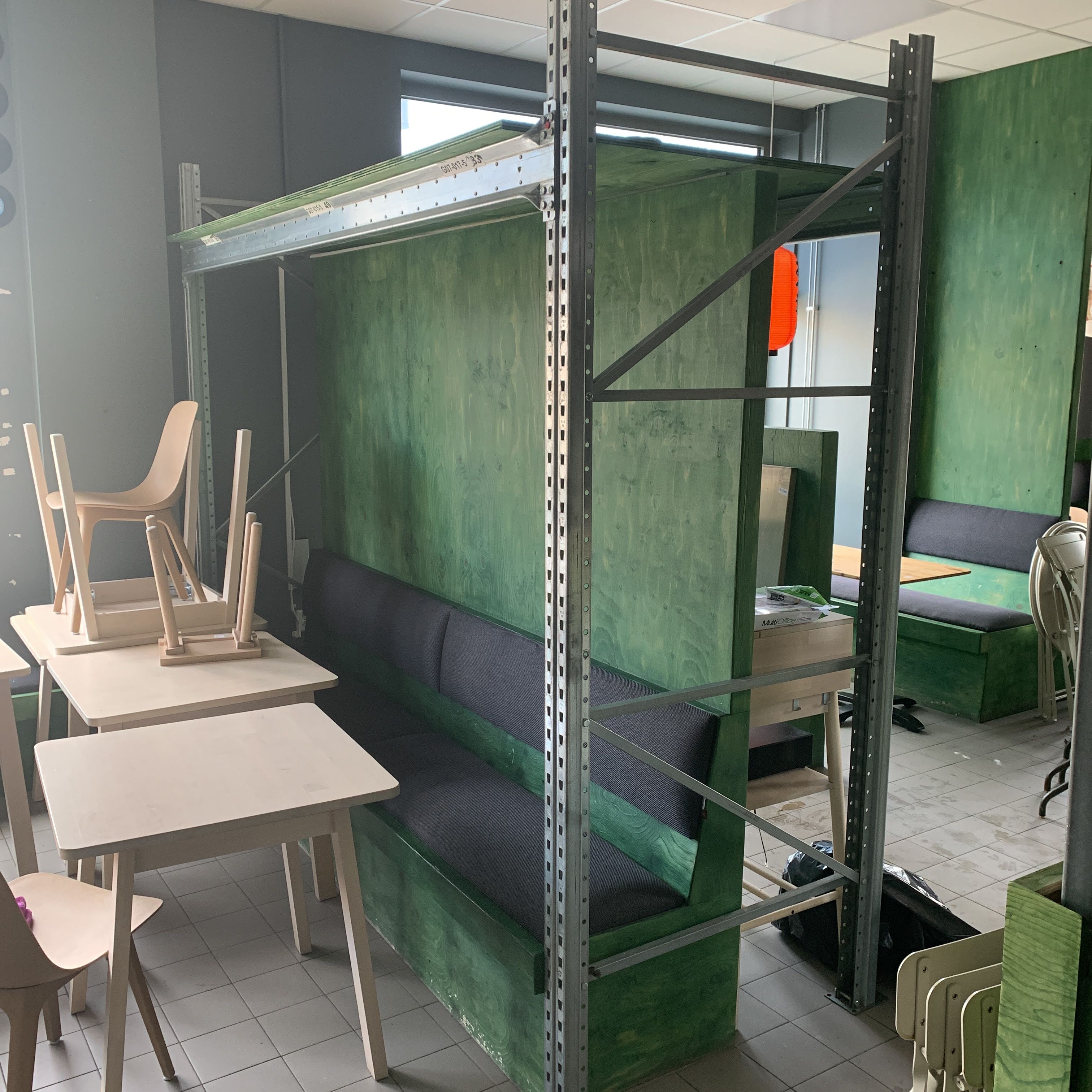 Pallställage för demontering 3st sektioner - Auktioner online ...