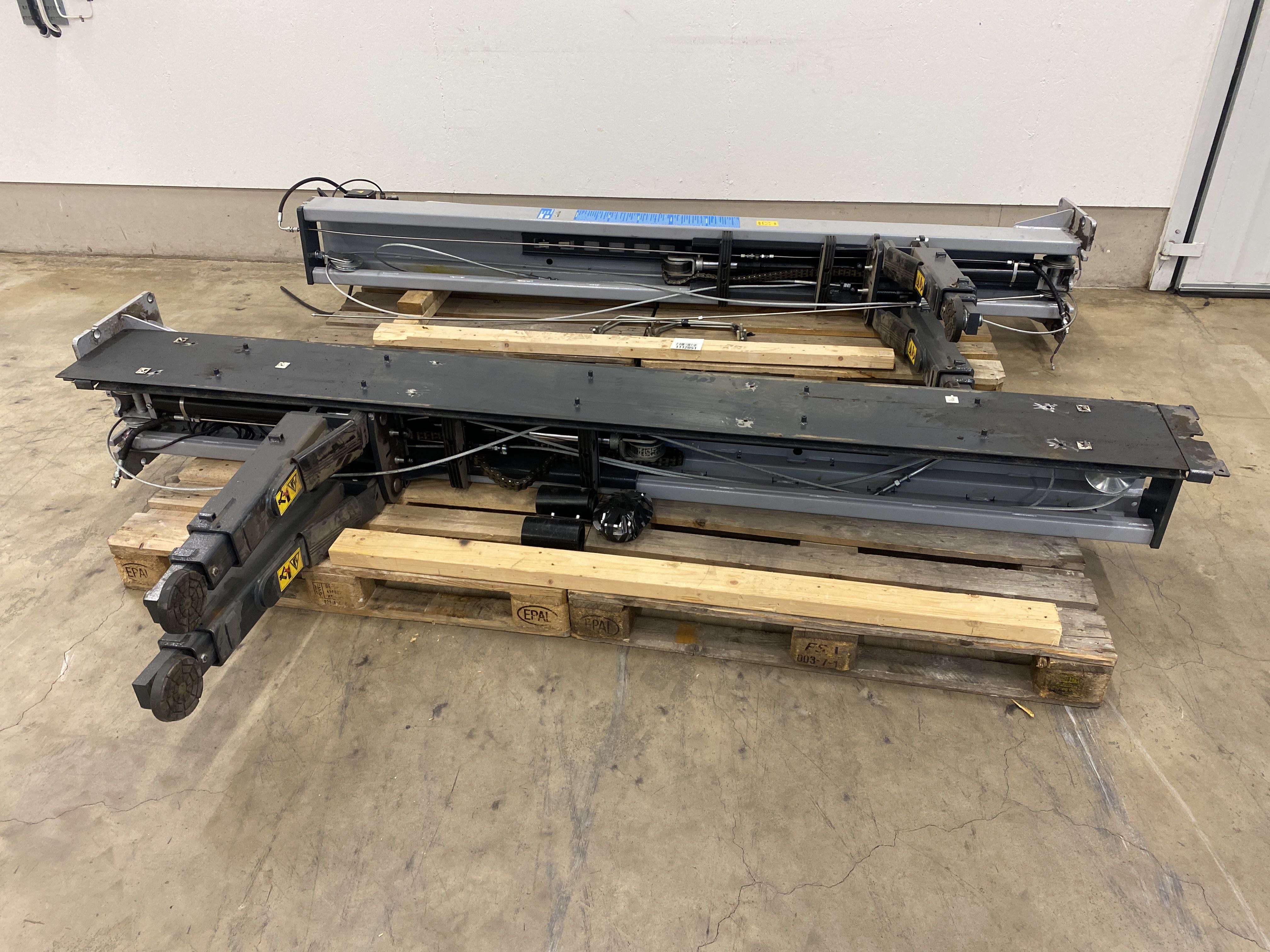 2-pillar lift HPA 3500kg - PS Auction - We value the future - Largest ...