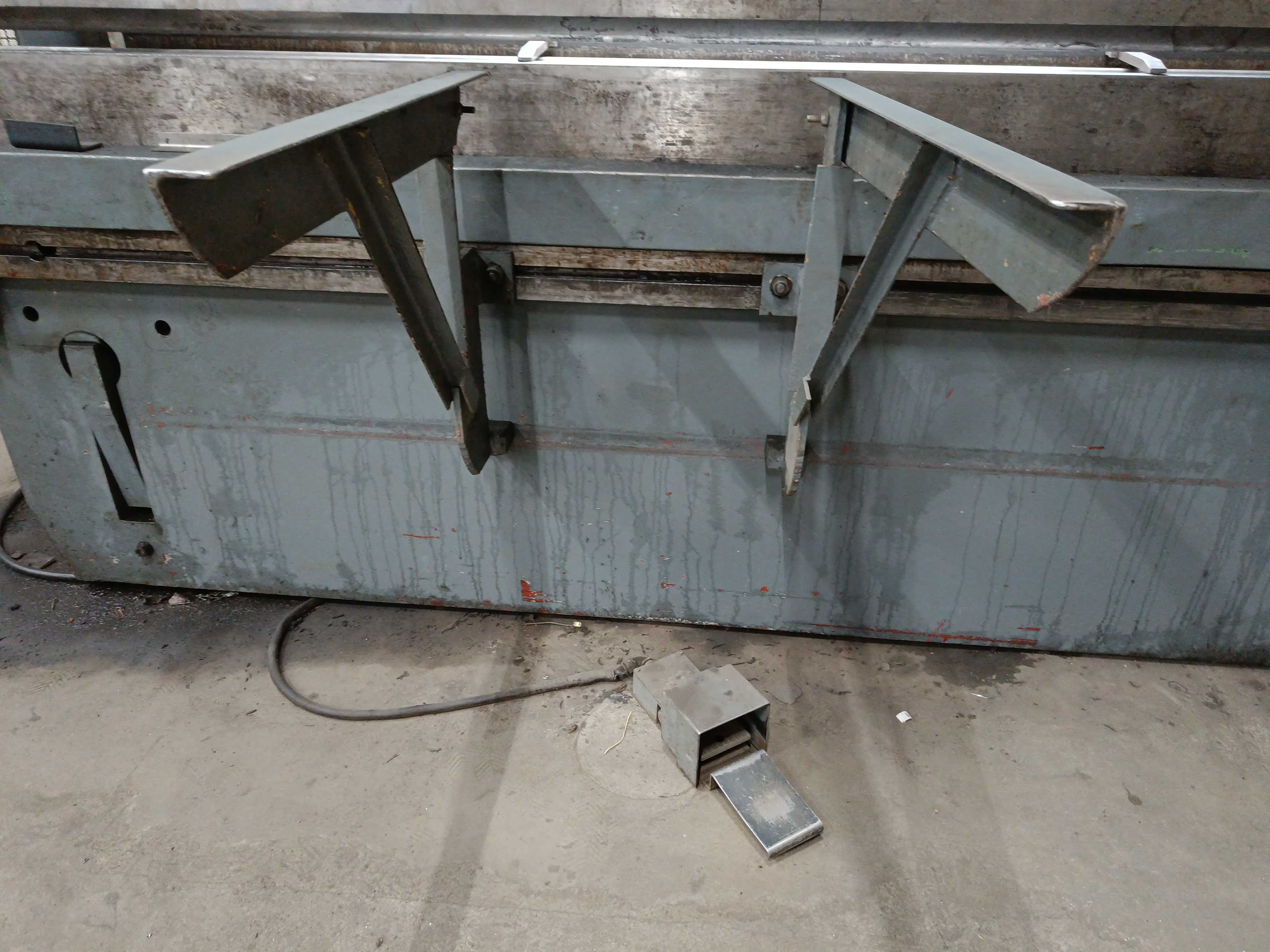 Edge press Ursviken EKP 160 with Digital ESA control system - PS ...