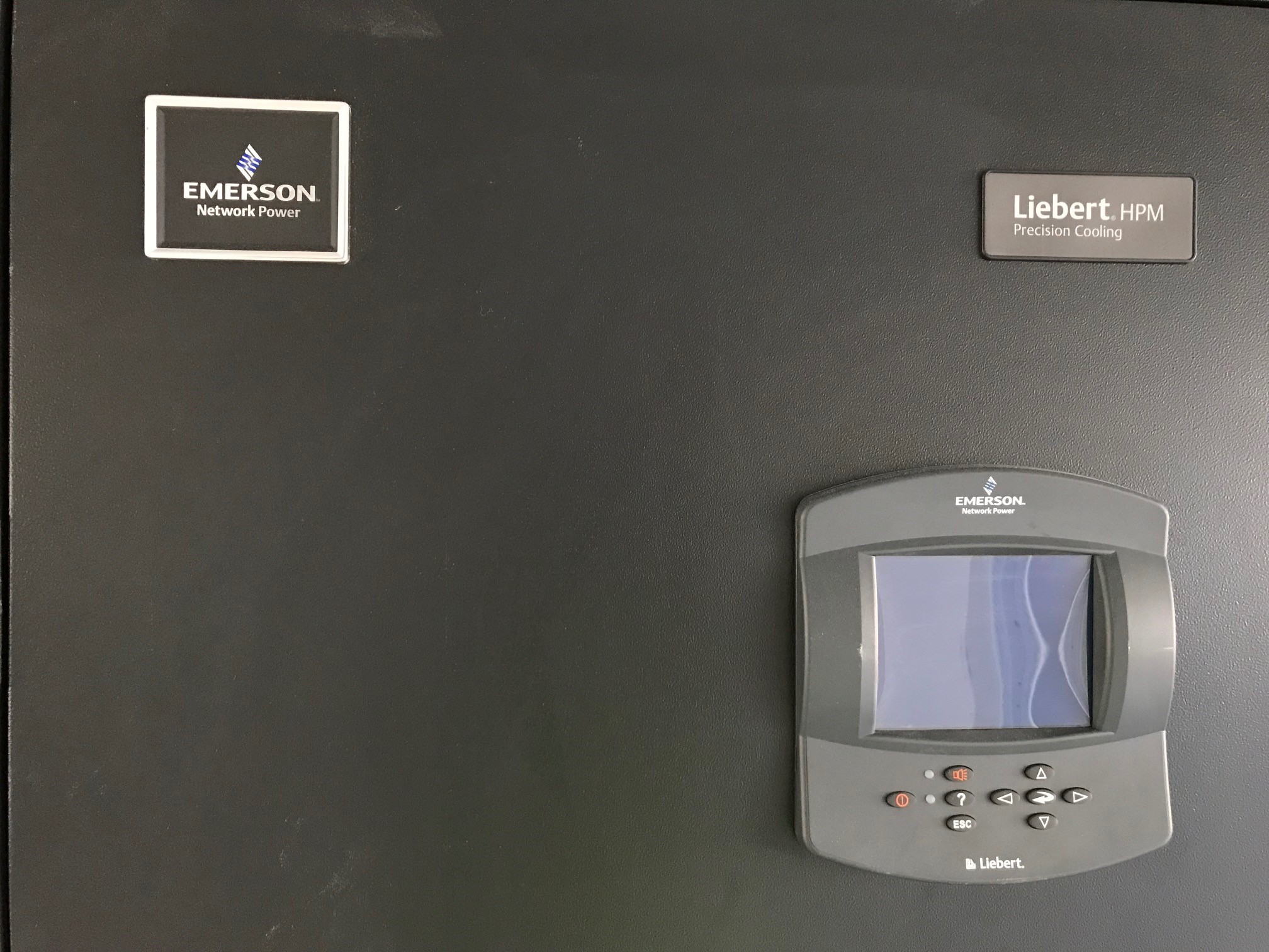 2 pc Emerson Libert HPM air conditioner - PS Auction - We value the ...