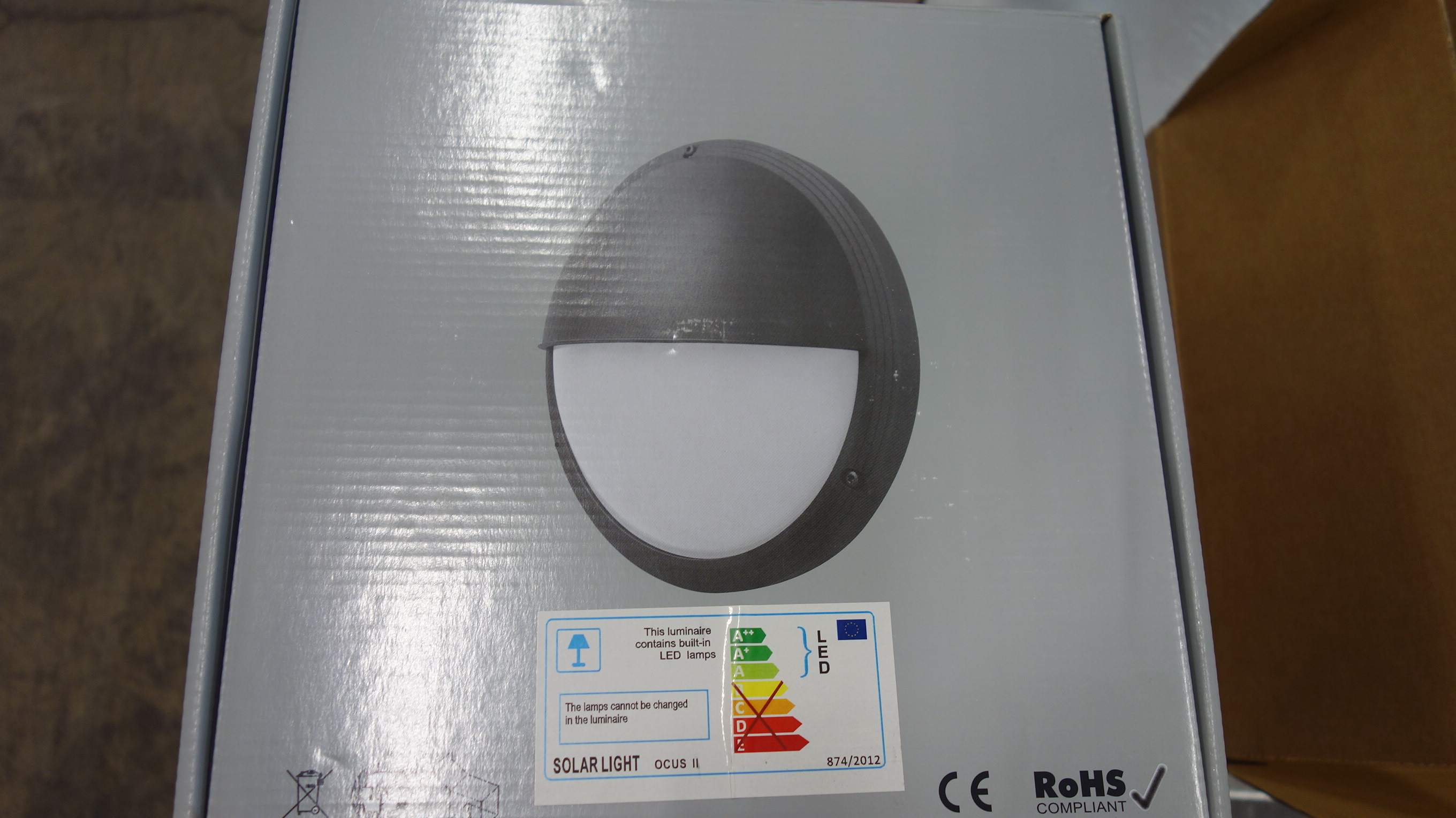 Armatur Ocus II Halvskärm 12W LED 600lm 4K - Auktioner online ...