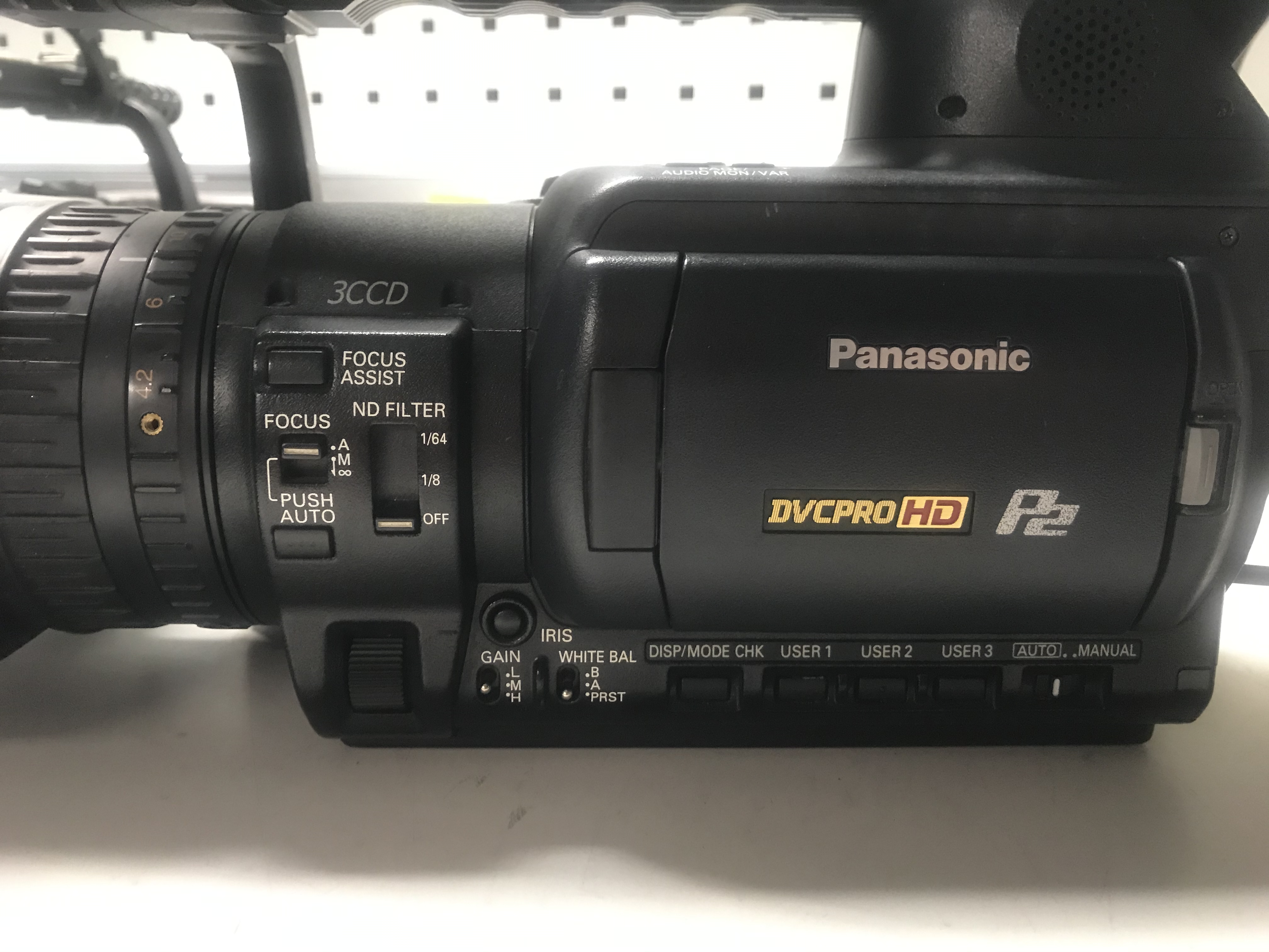 Panasonic AGHVX201AE DVC Pro HD P2 camcorder - PS Auction - We value ...