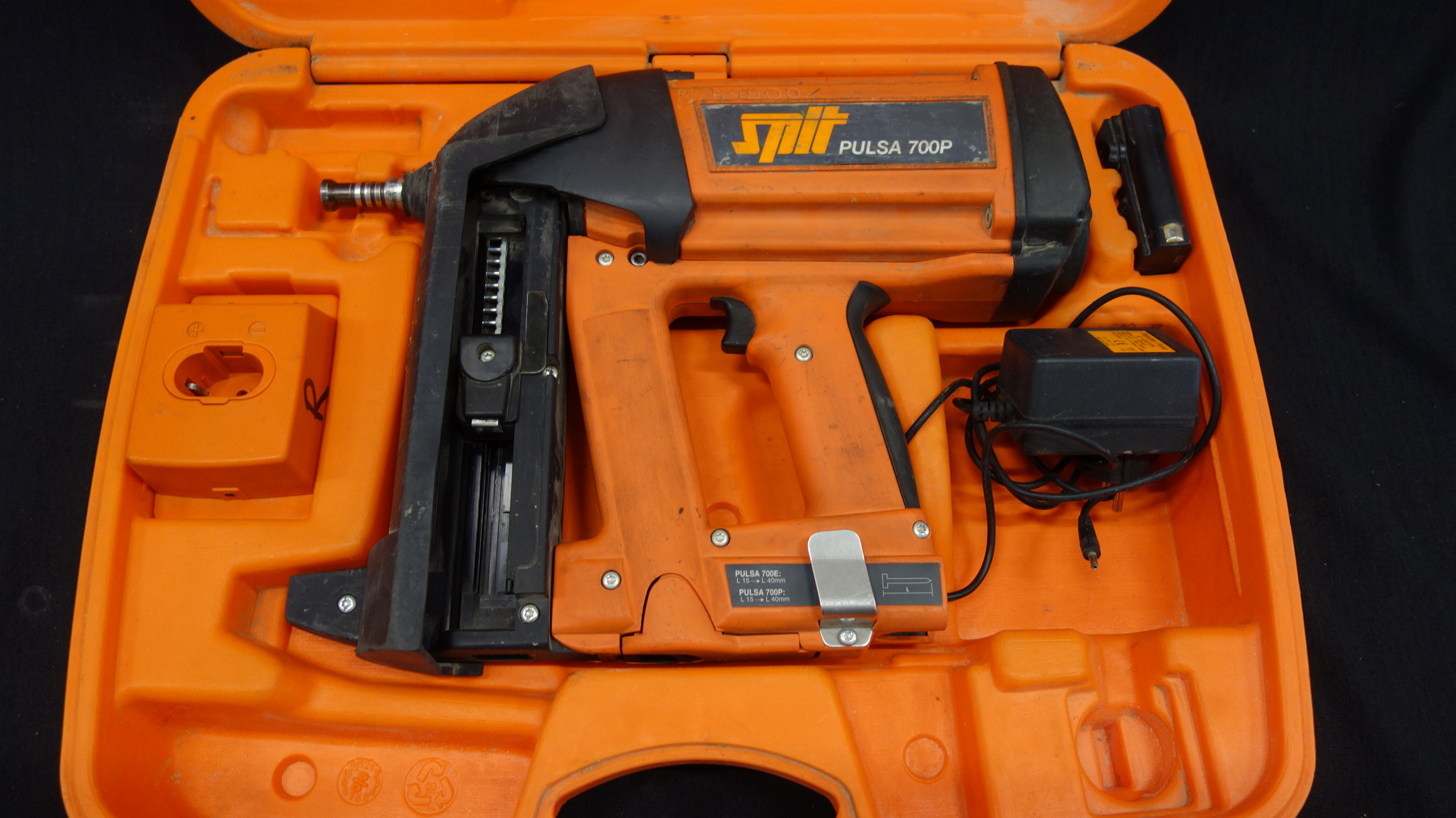 Spikpistol Spit Pulsa 700P - Auktioner online - Nätauktioner ...