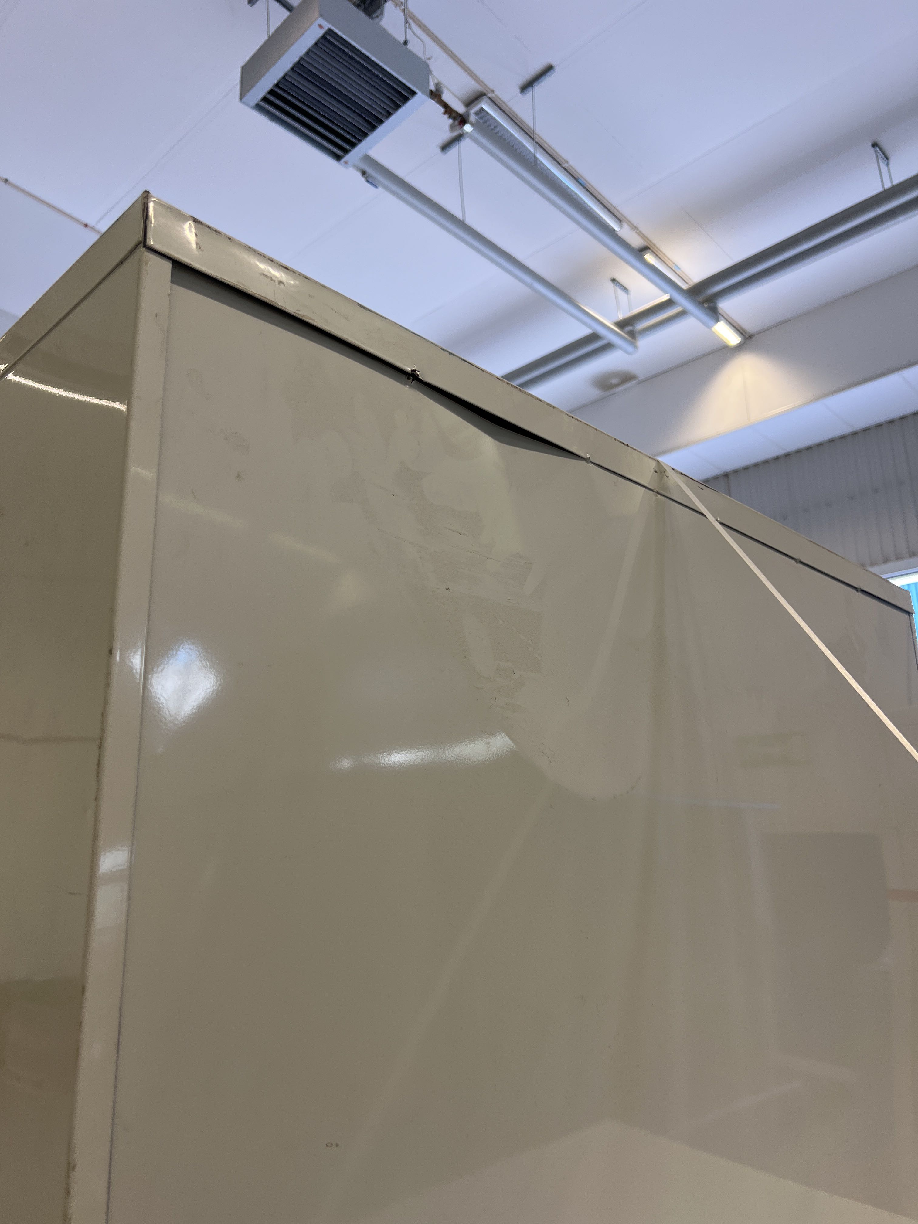 Sheet metal cabinets and filing cabinets - PS Auction - We value the ...