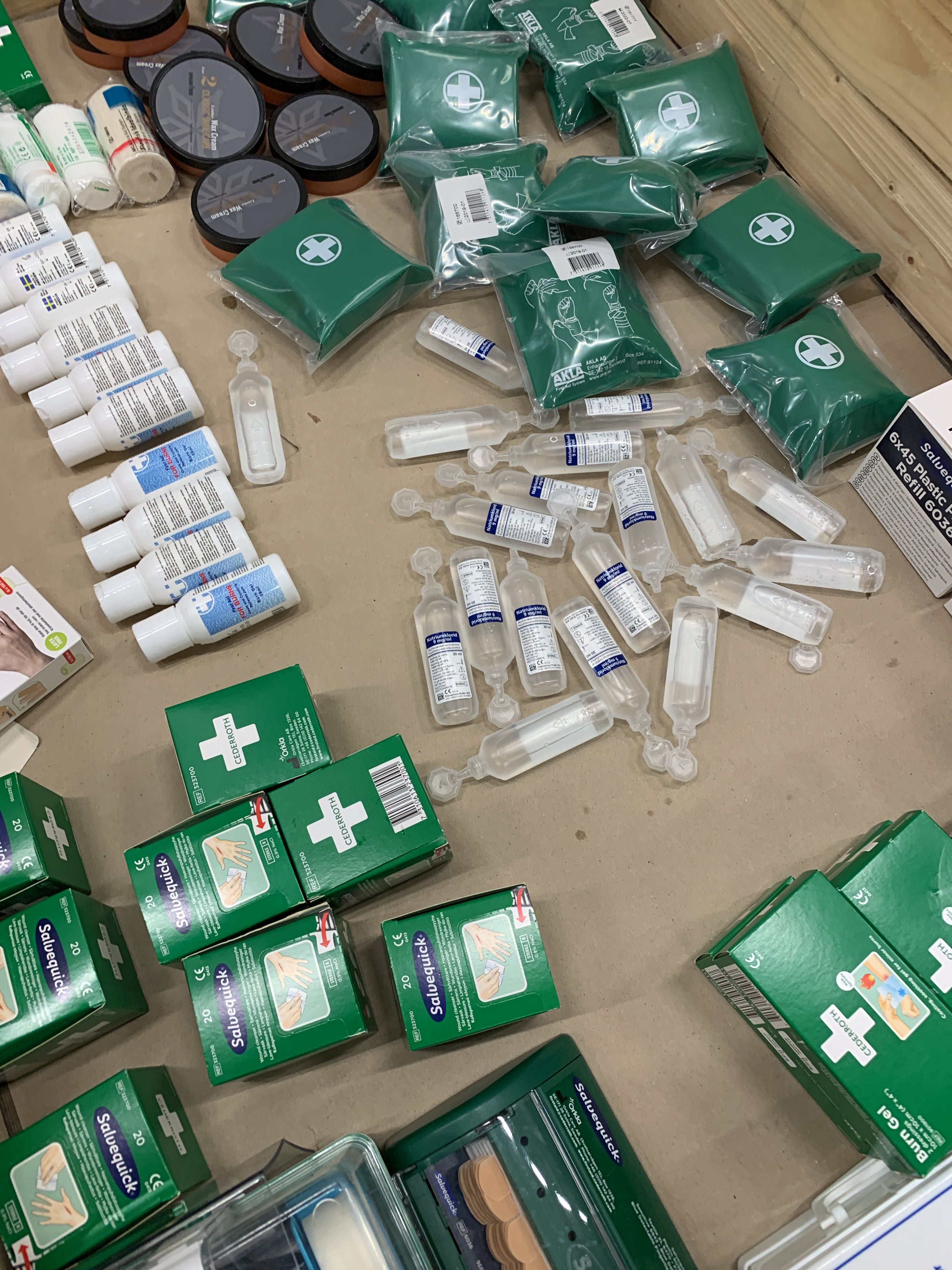 Assortment of first aid products - PS Auction - We value the future ...