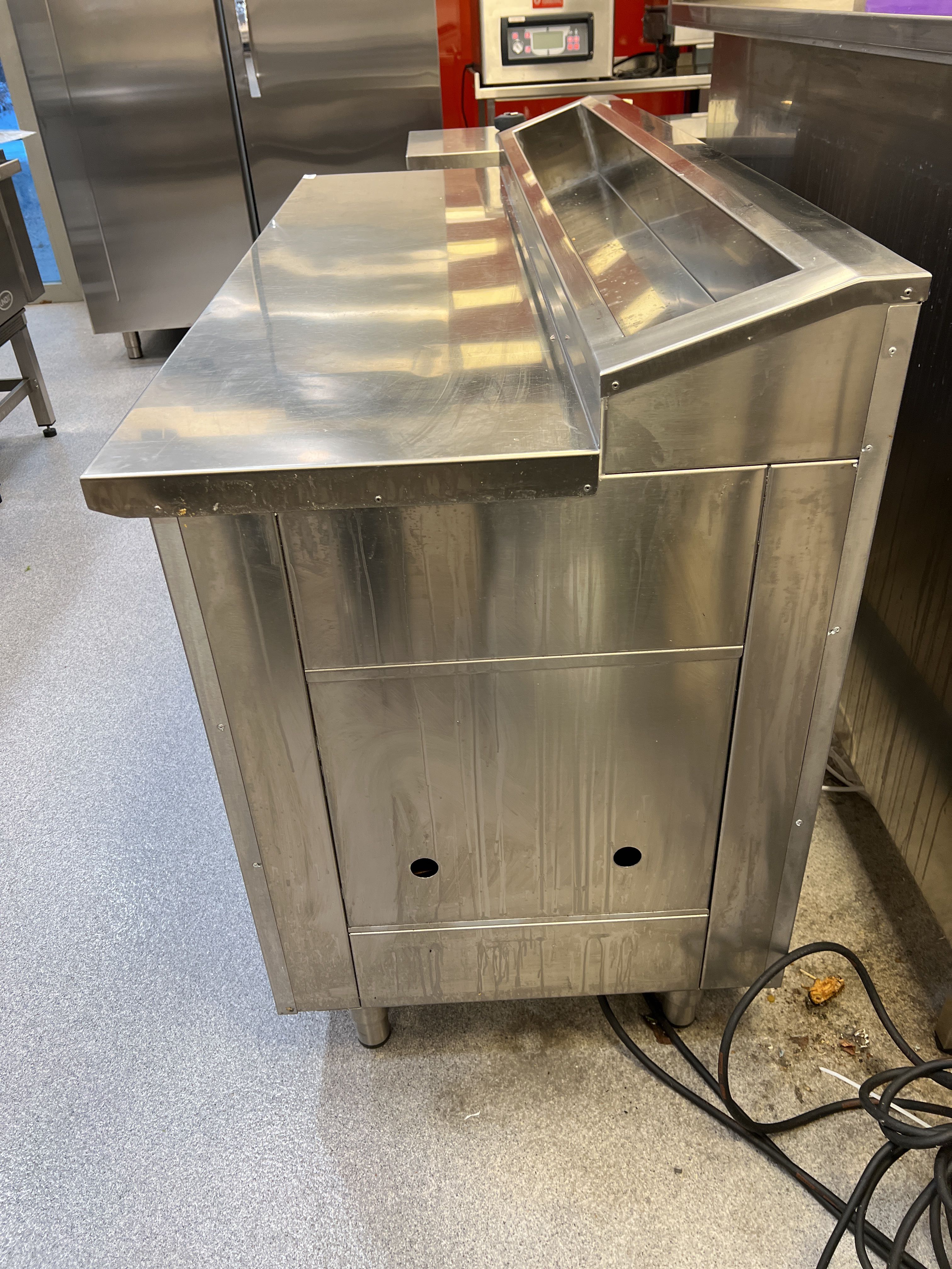 Cooling Bench With Drawers Cooling Trough Ps Auction We Value The