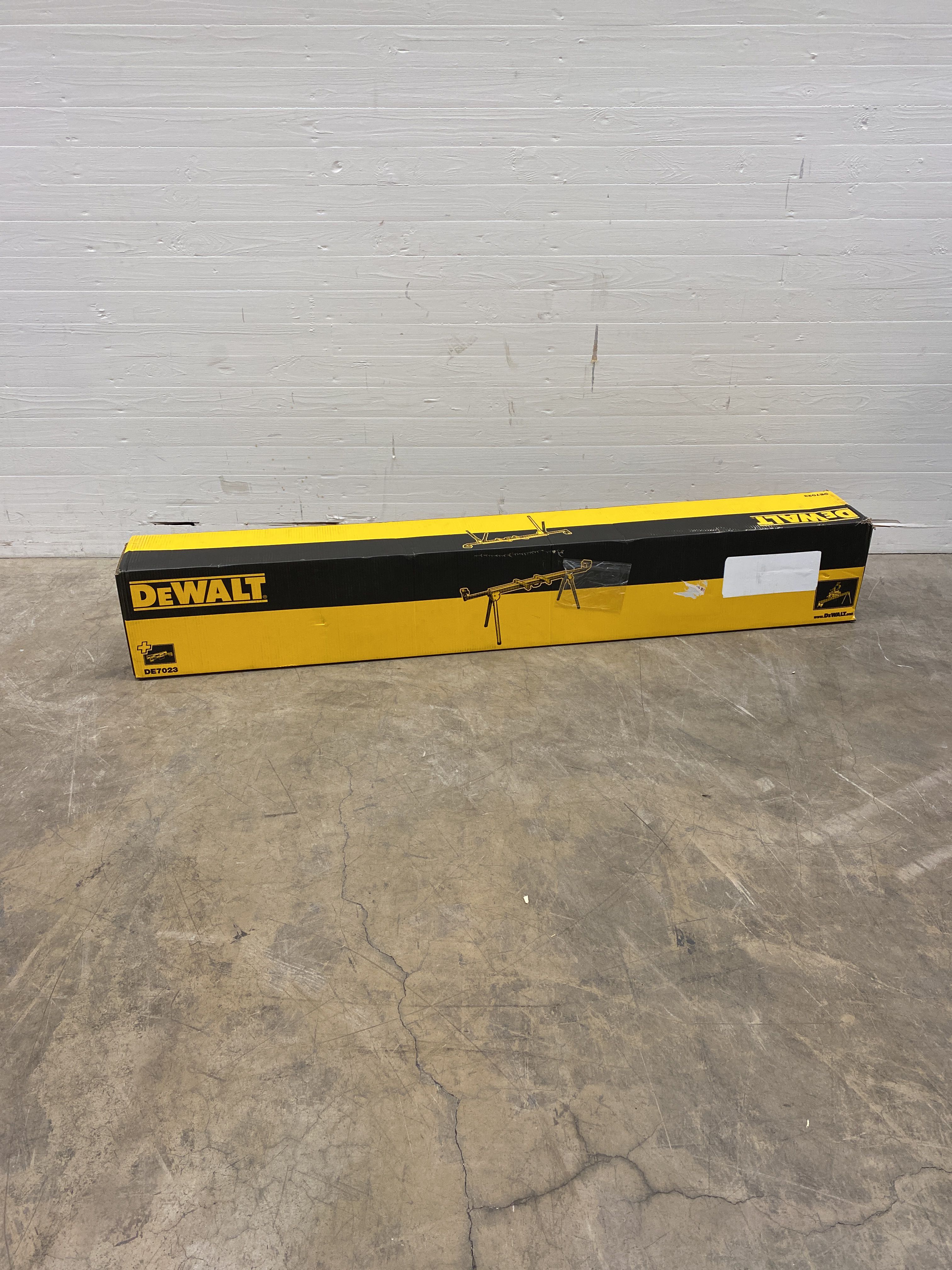 Workbench Dewalt DE7023 - PS Auction - We value the future - Largest in ...