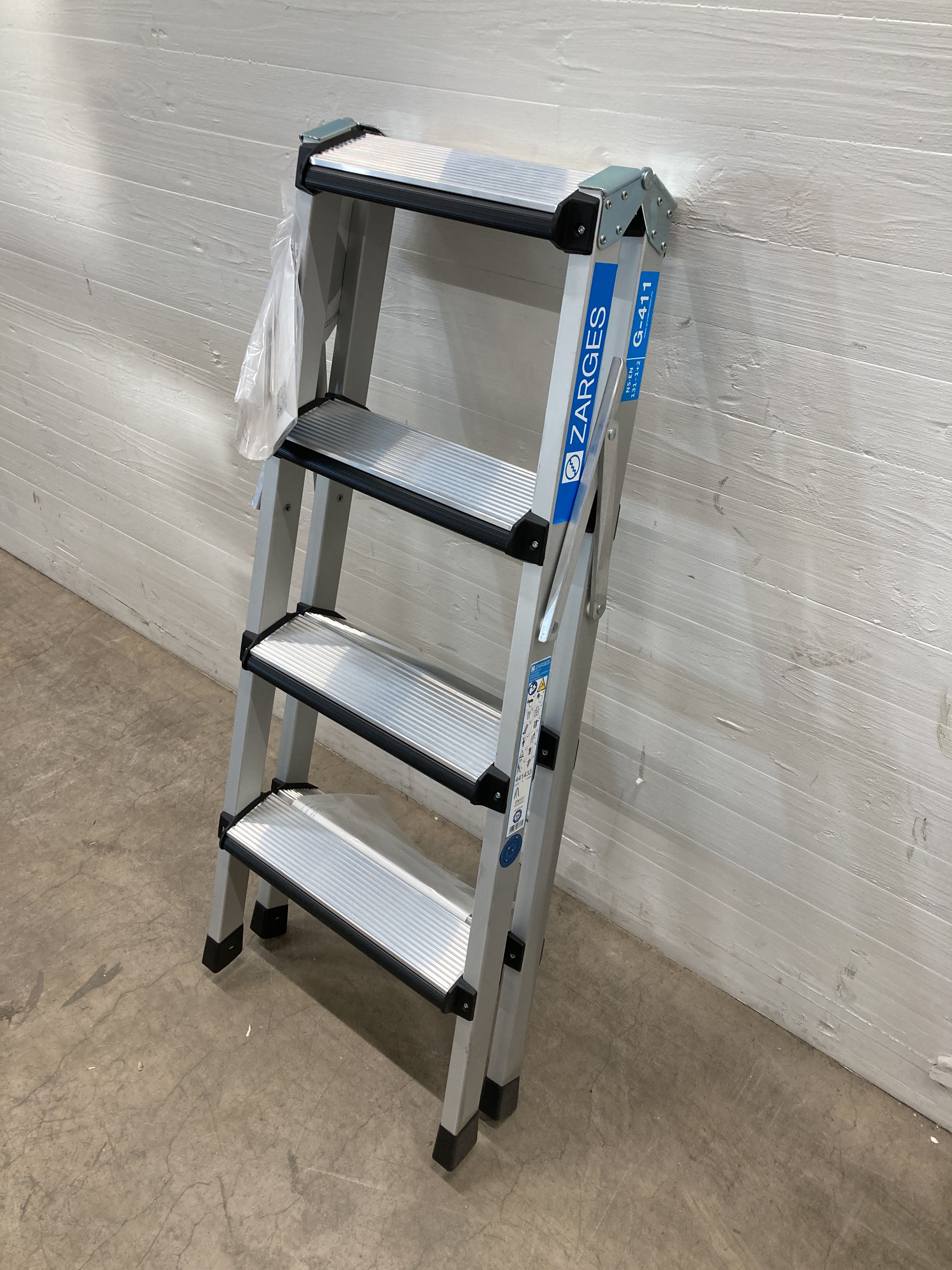 Stepladder Zarges G-411 4-step 441433 - PS Auction - We value the ...