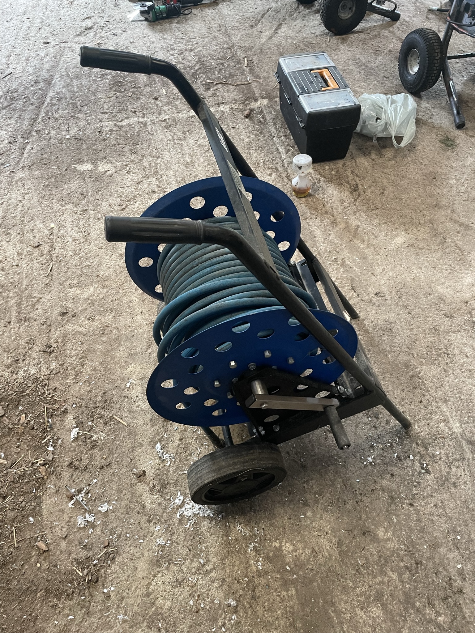 High-pressure hose 50m with stand on wheels - PS Auction - We value the ...