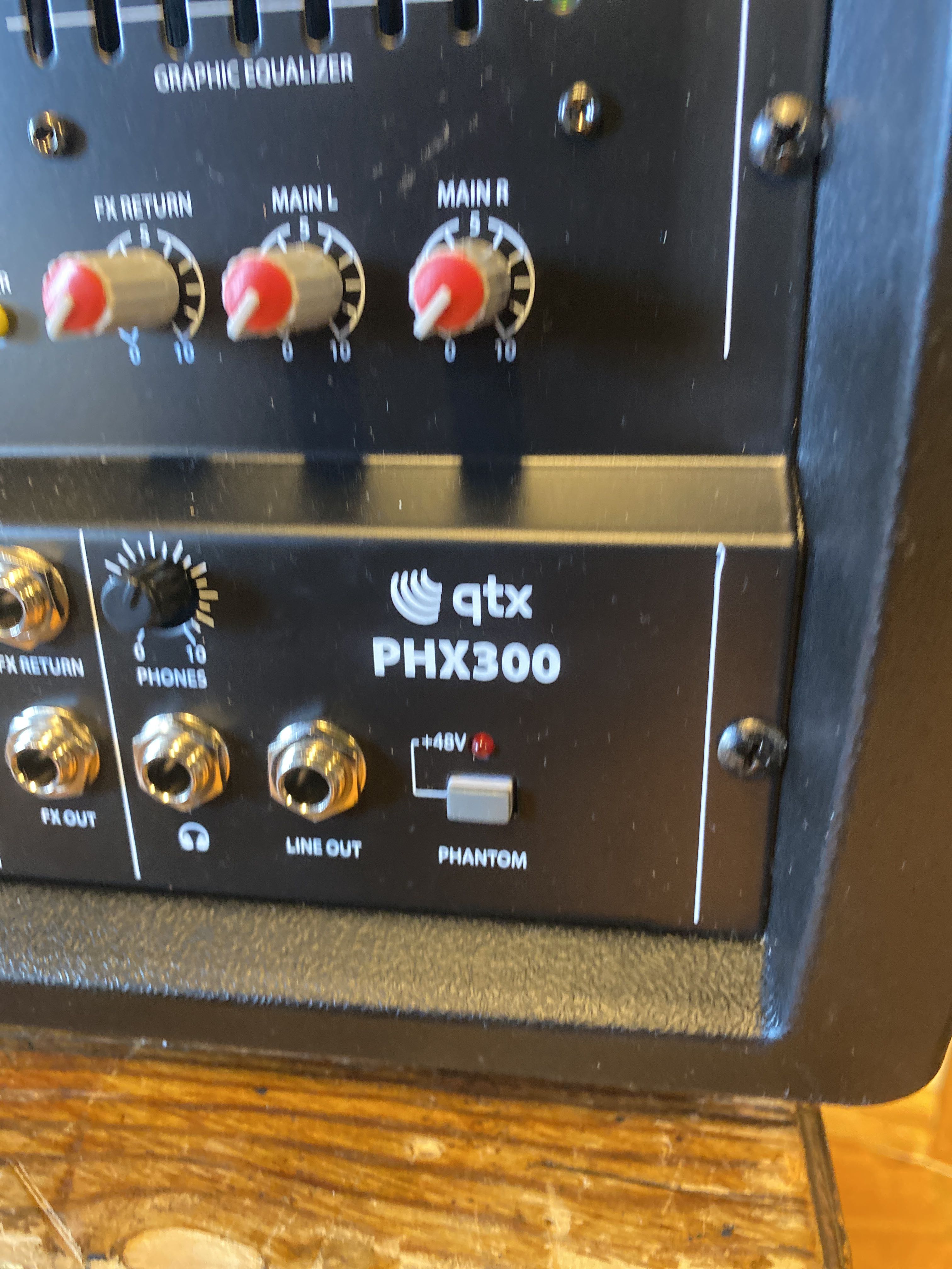 Qtx phx 300 förstärkare mixer - Auktioner online - Nätauktioner ...