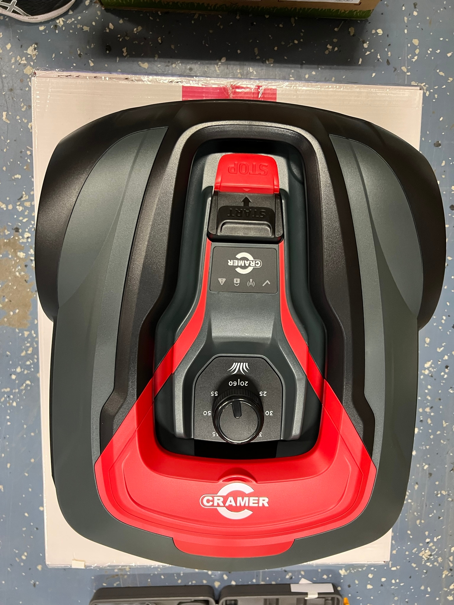 Robotgräsklippare Cramer RM 1000 - Auktioner online - Nätauktioner ...