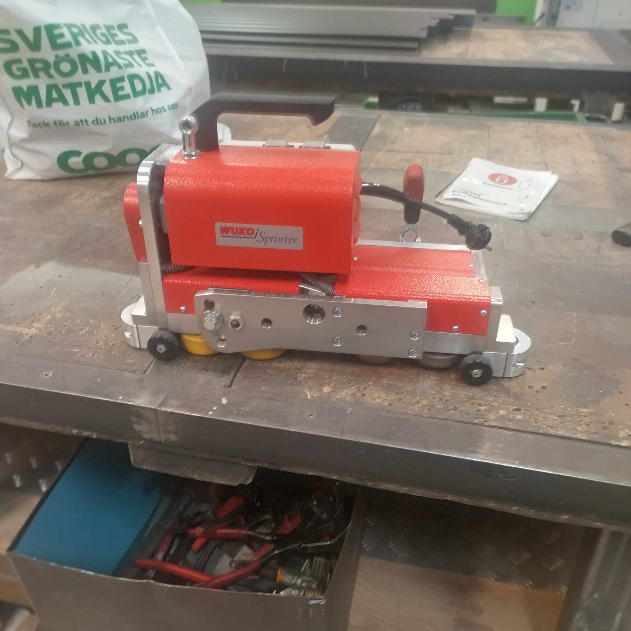 Wuko 0410 Sprinter Folding shutter, brand new - PS Auction - We value ...