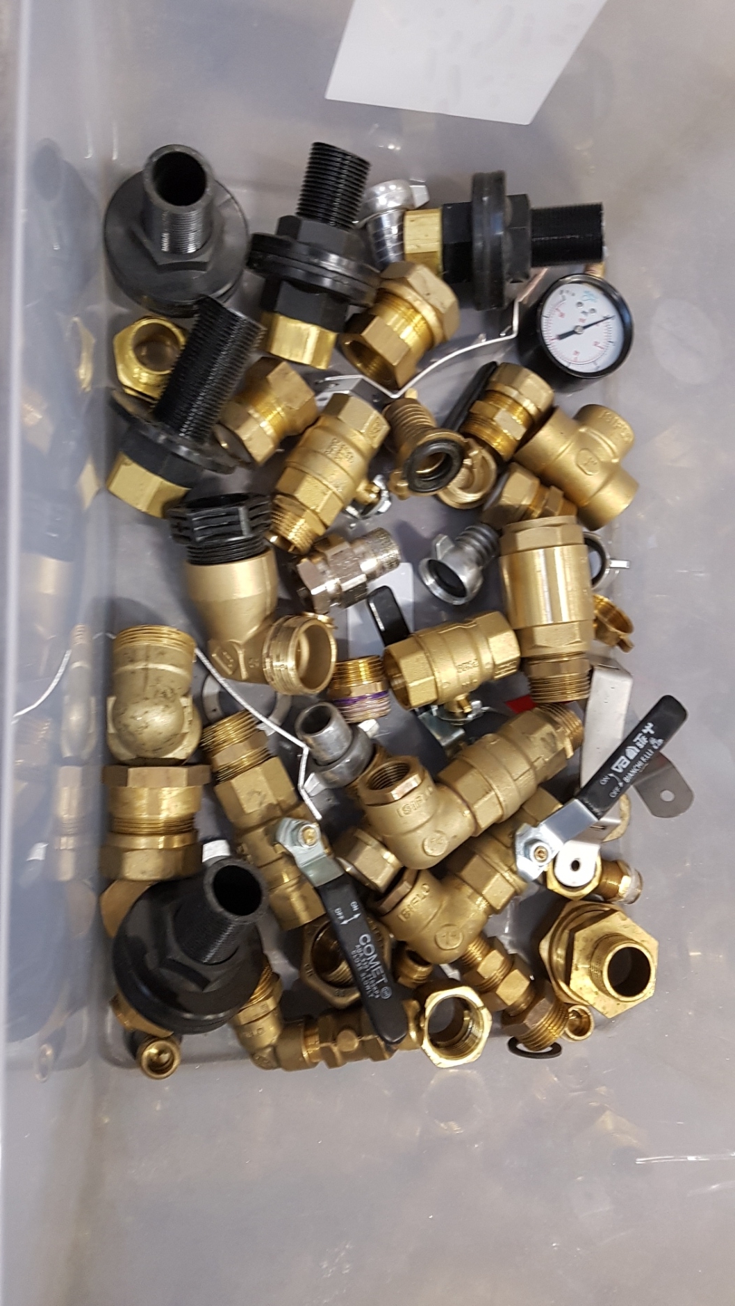 Various pipe fittings, pipe parts and more - PS Auction - We value the ...