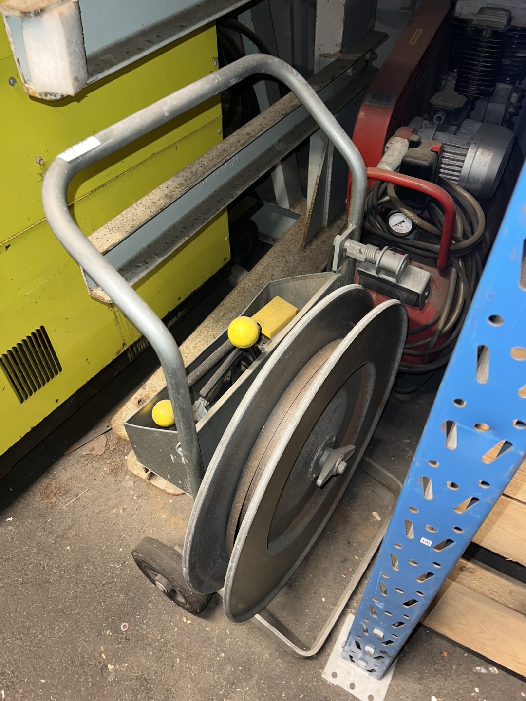 Banding trolley with tools & compressor - PS Auction - We value the ...