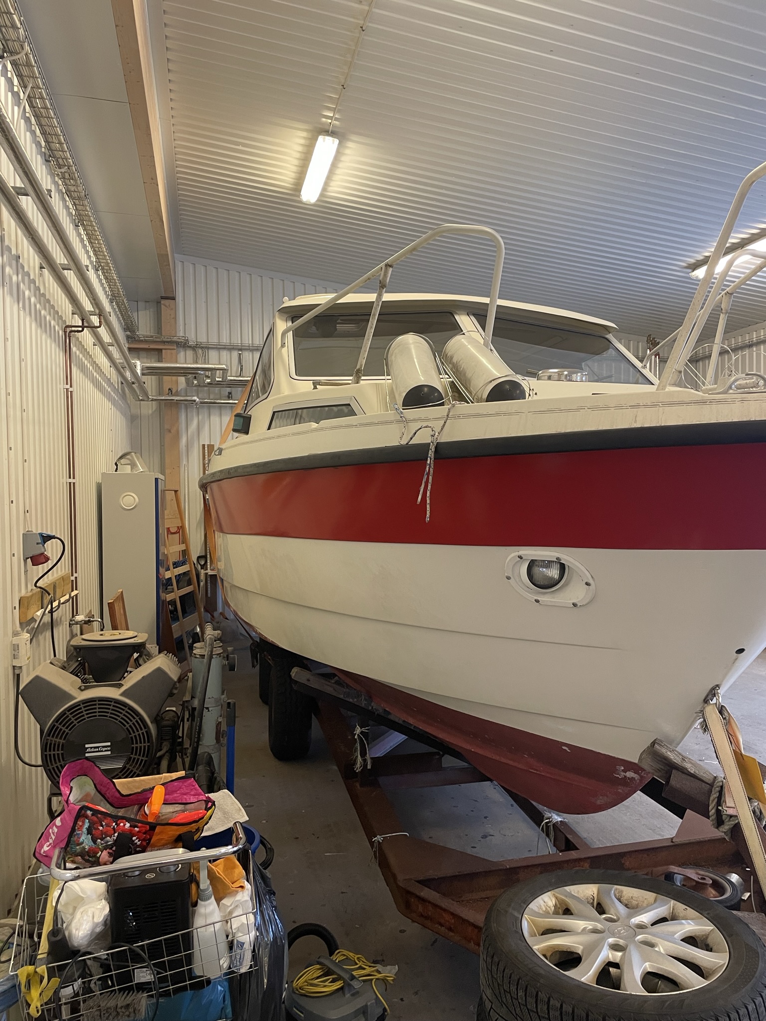 Flipper 760 -1984 ink boat trailer - PS Auction - We value the future ...