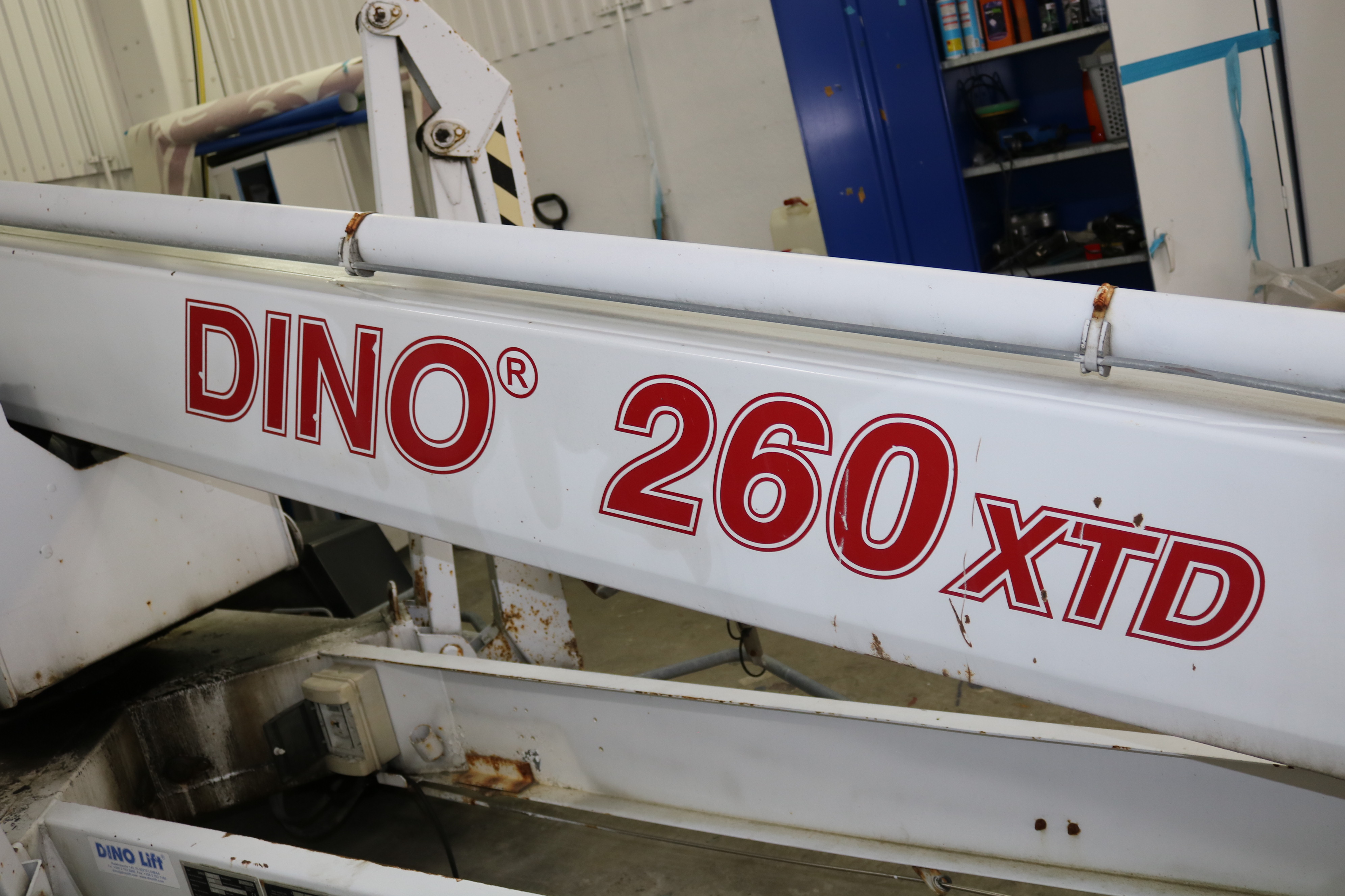 Skylift/Teleskopbomlift Dino 260 XTD -2008 (Reparationsobjekt ...