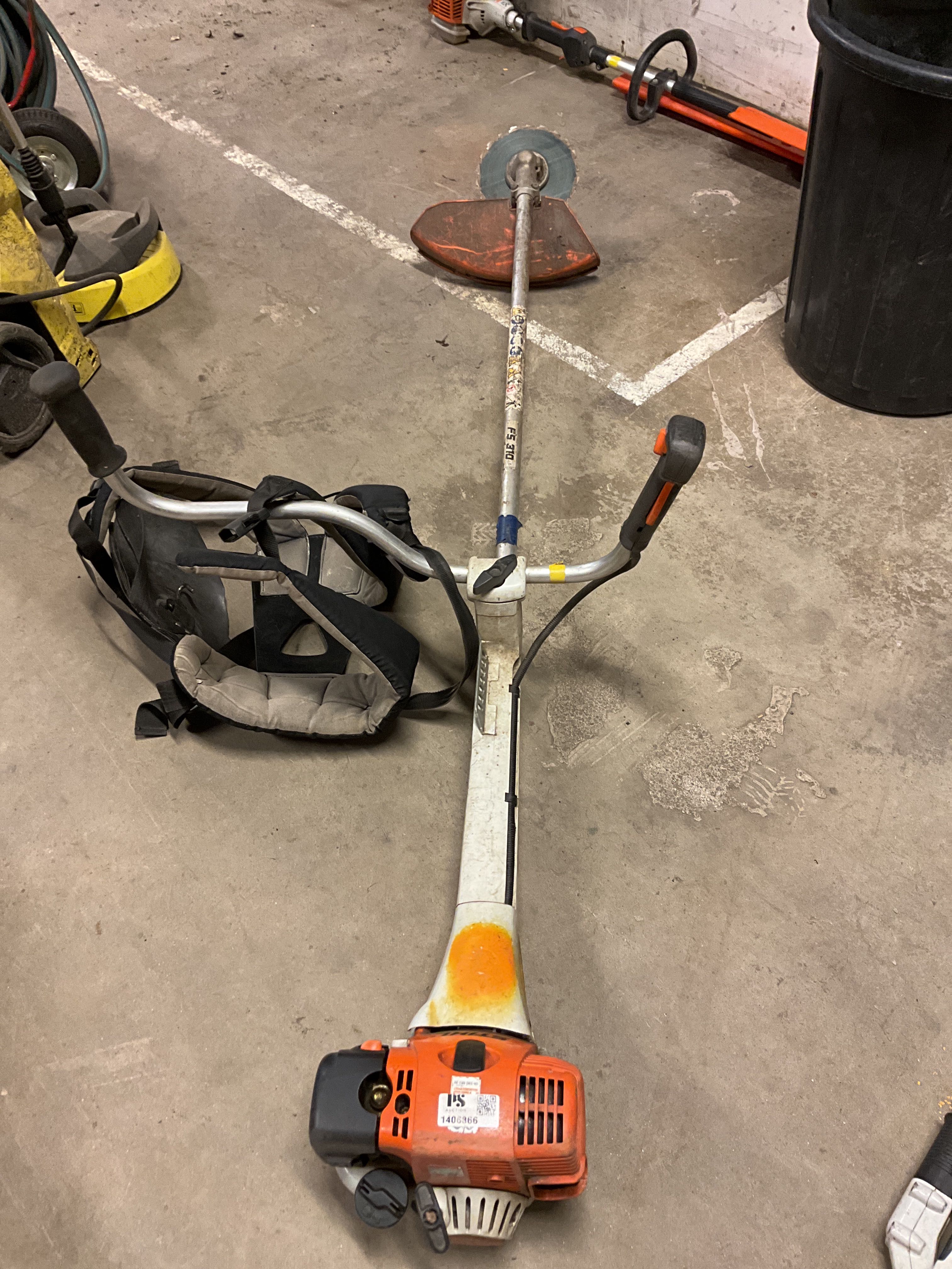 Röjsåg STIHL FS 310 - Auktioner online - Nätauktioner ...