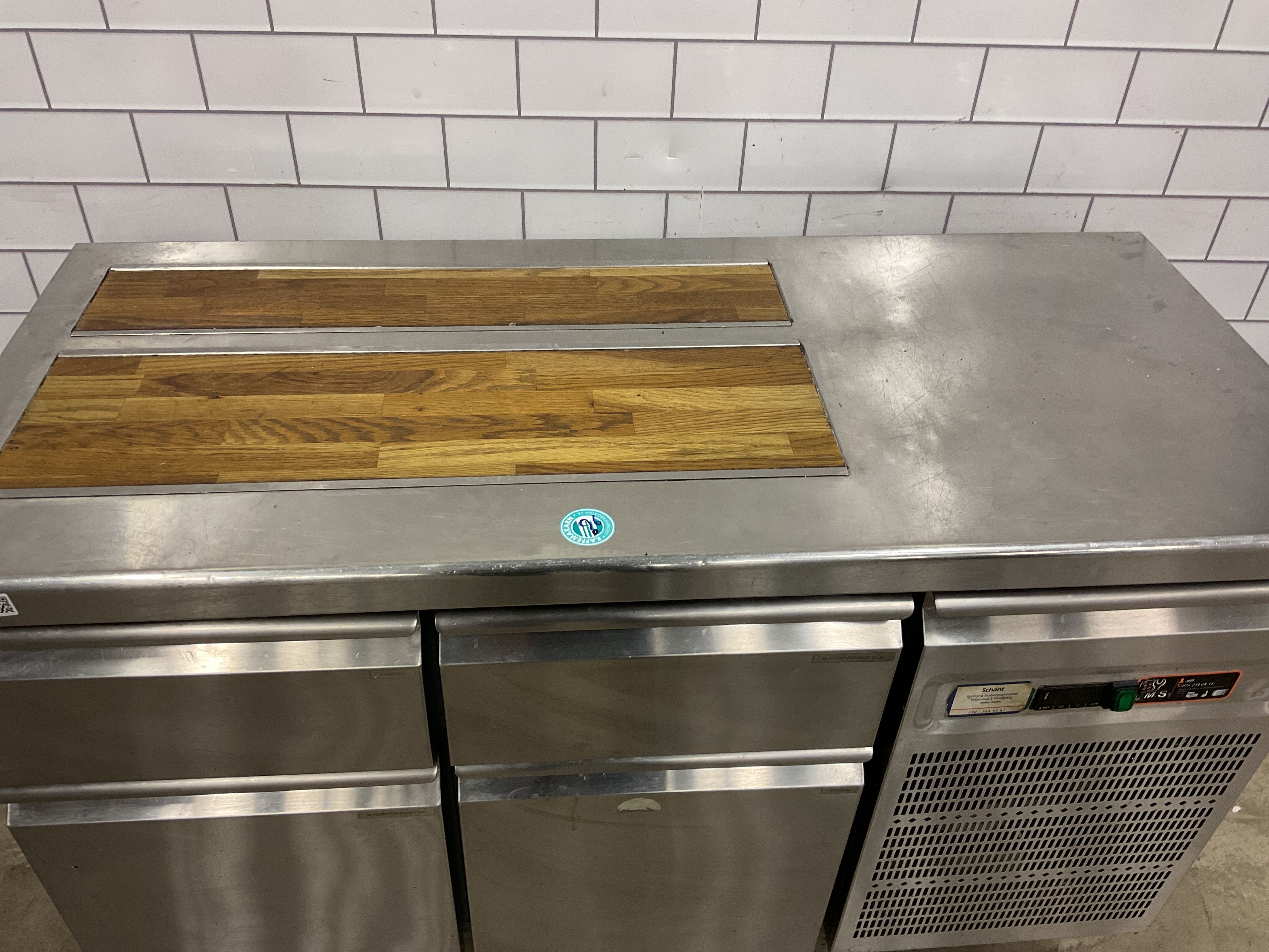 Bar cooling bench - PS Auction - We value the future - Largest in net ...