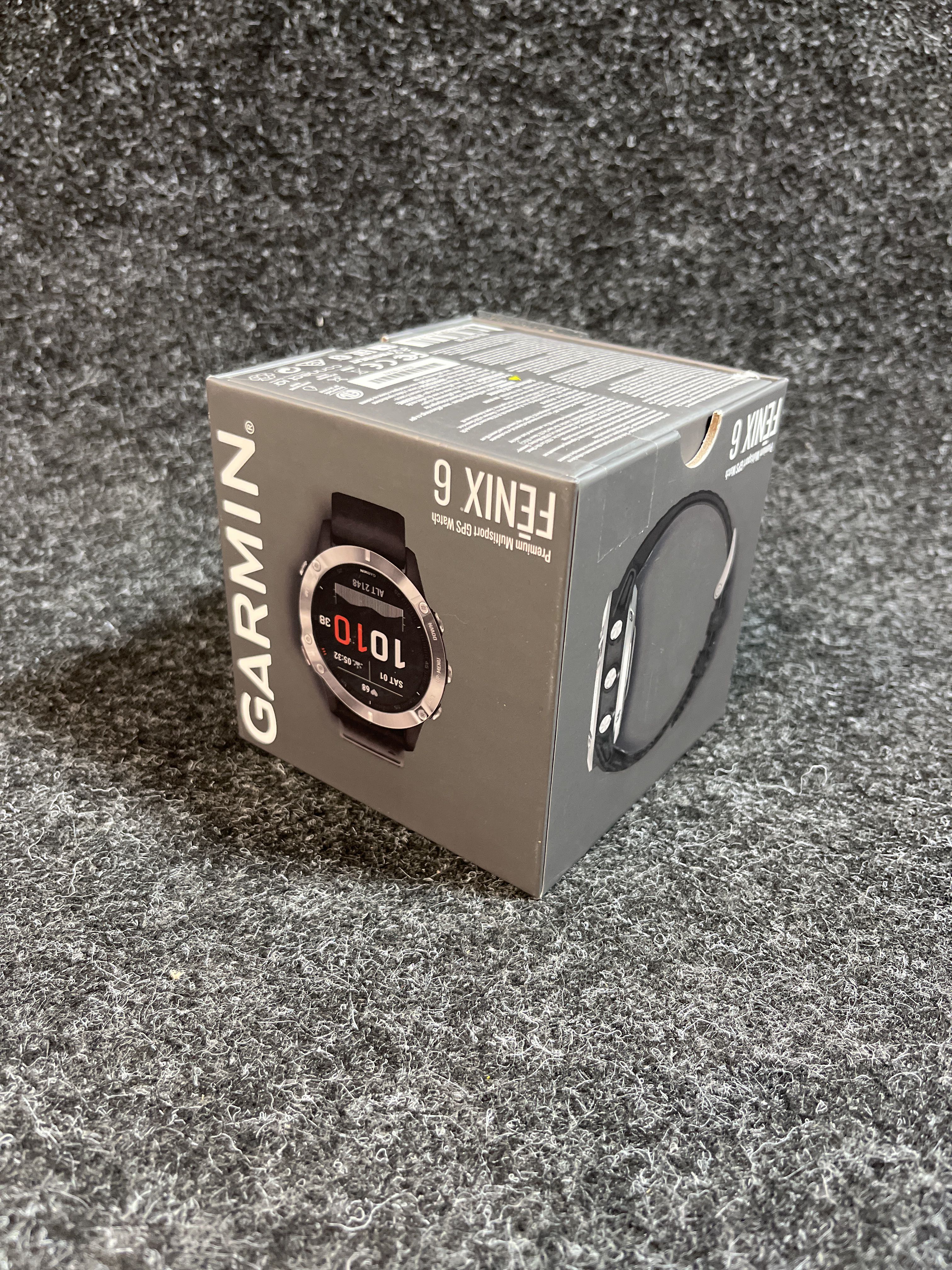 Garmin Fenix 6 Silver w.Black Band - PS Auction - We value the future ...