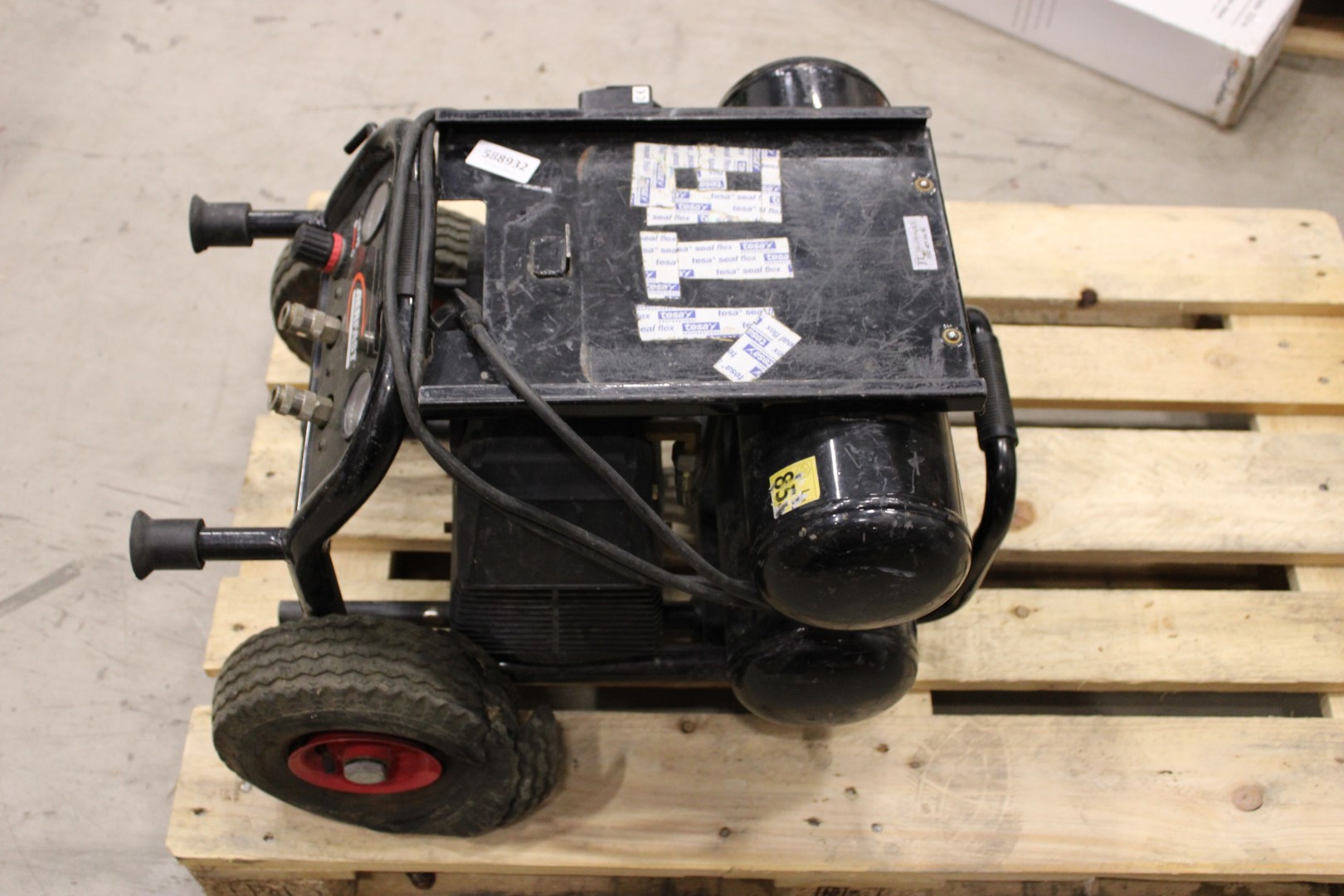 Kompressor, Aerfast AC29616 - Auktioner online - Nätauktioner ...