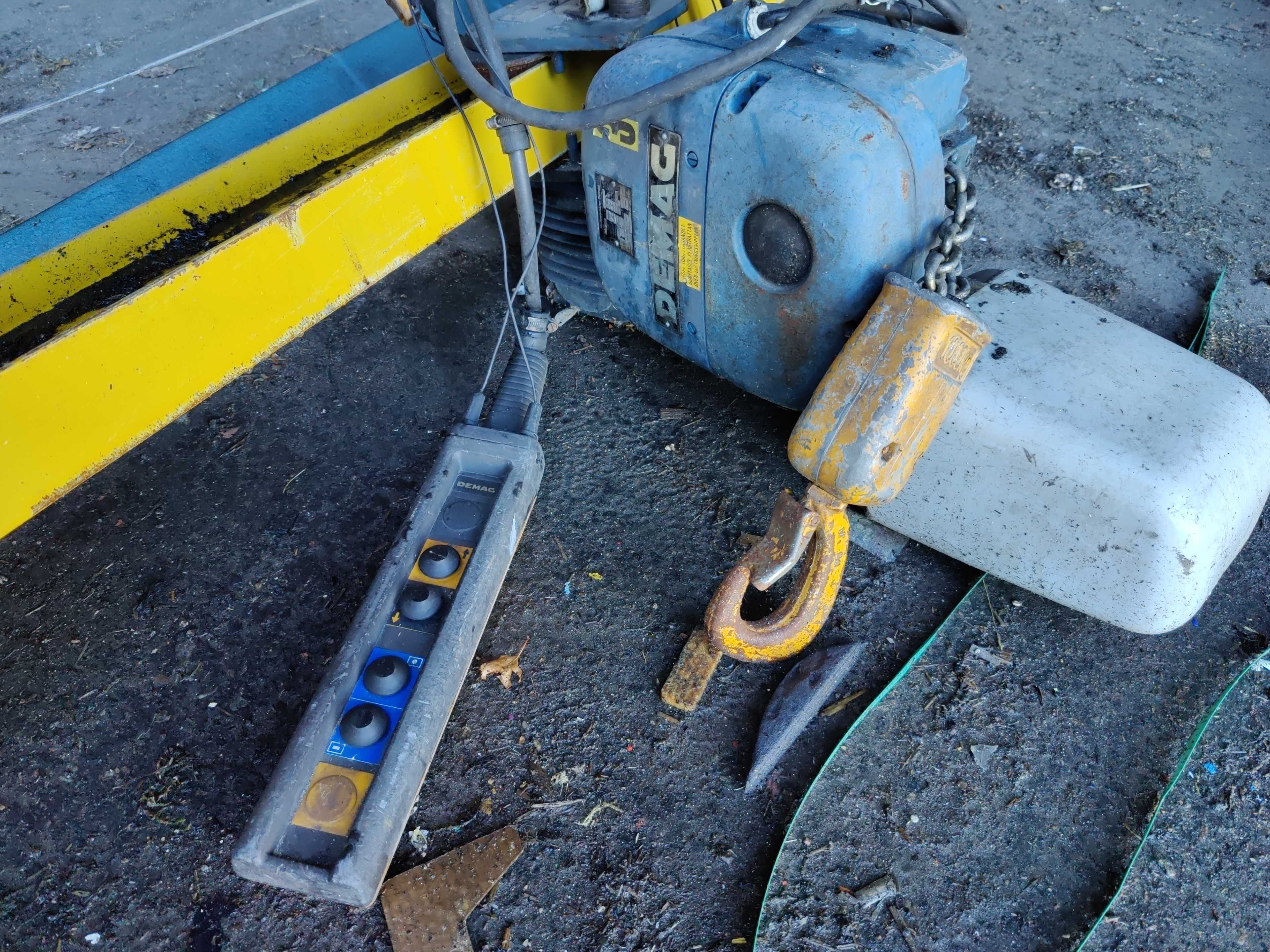 Traverse with Demag hoist - PS Auction - We value the future - Largest ...