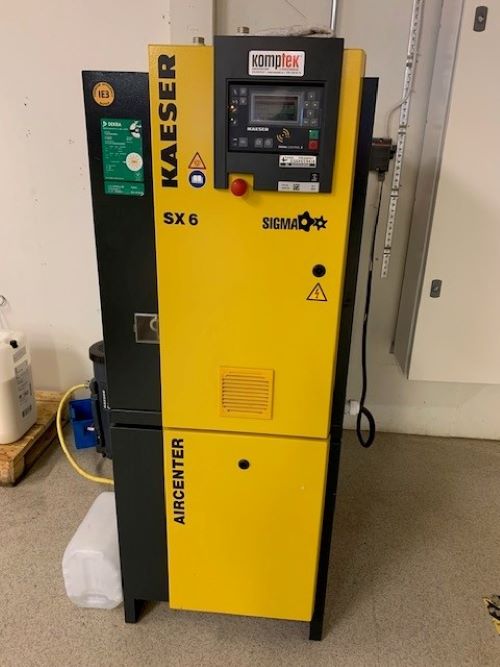 Skruvkompressor Kaeser Aircenter SX6. 2018 - Auktioner online - Nätauktioner & Konkursauktioner ...