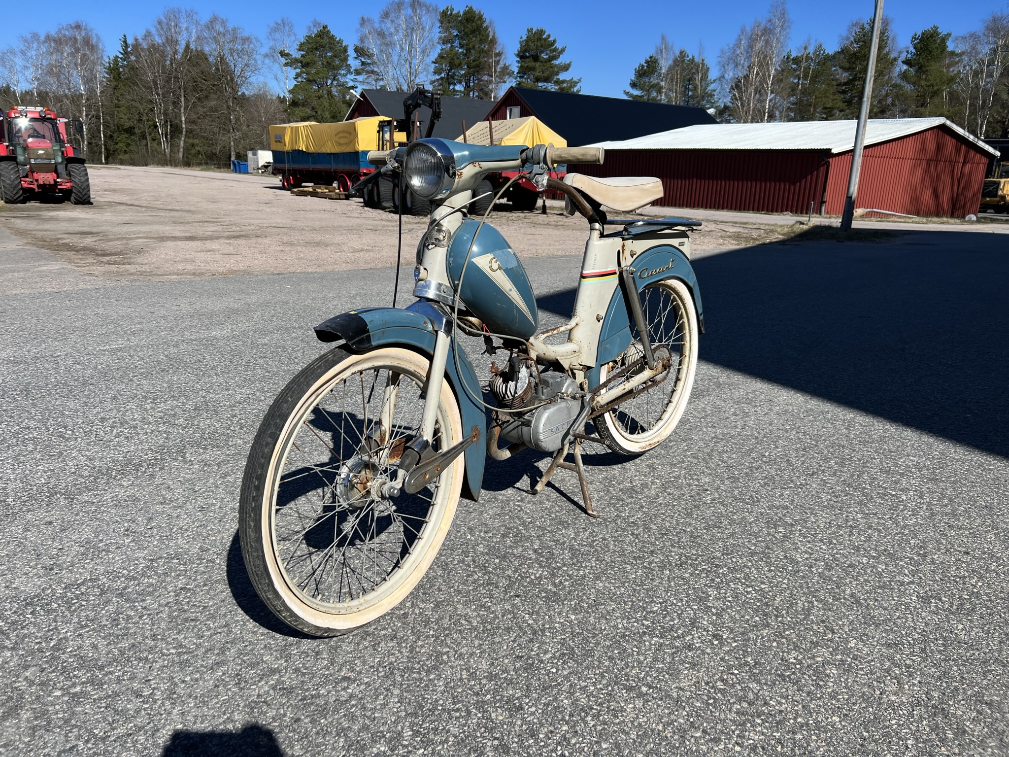 Cresent moped (renoveringsobjekt) - Auktioner online - Nätauktioner ...