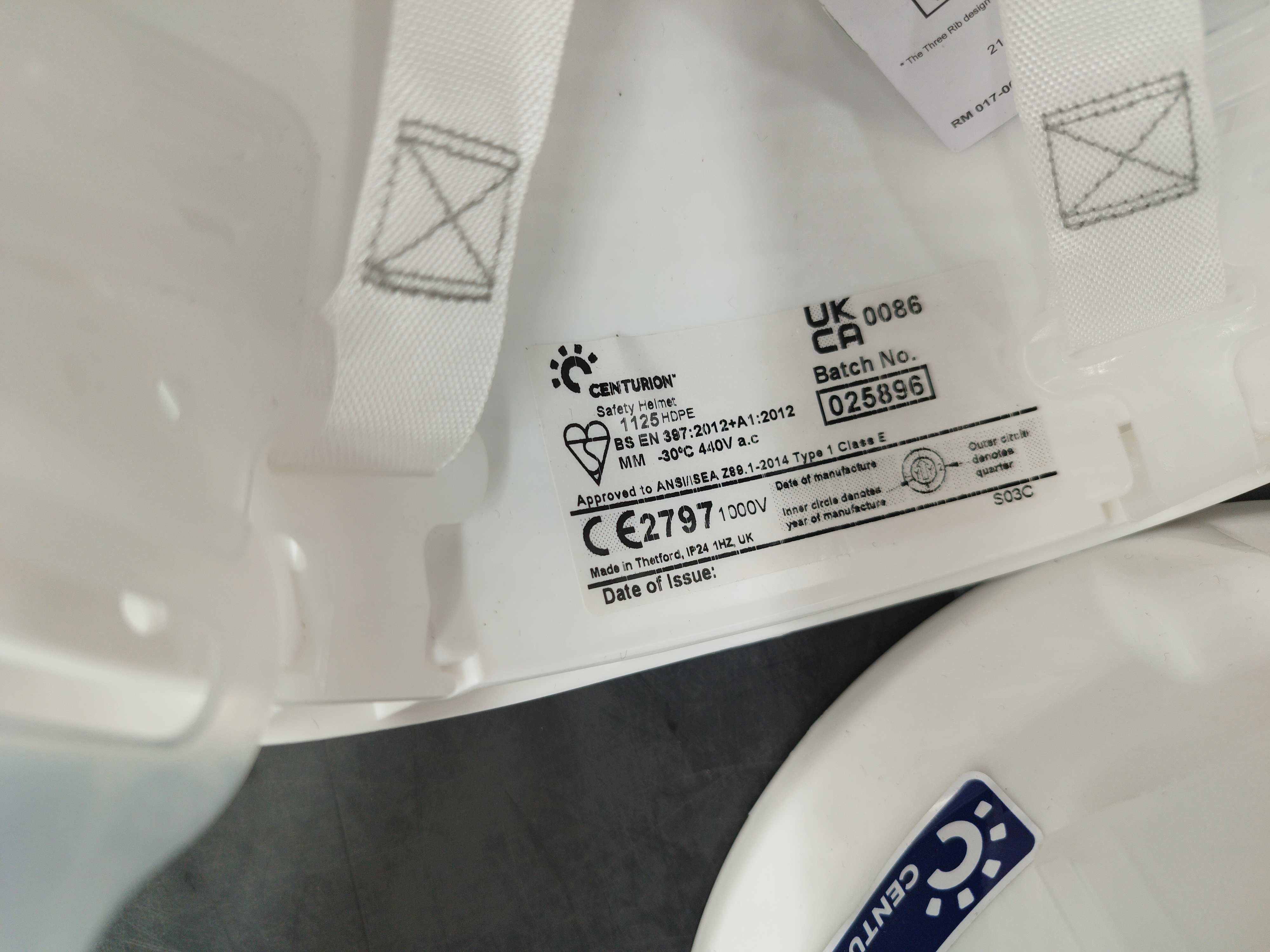 Skyddshjälm, 4 st– Centurion, HDPE, vit - Auktioner online ...