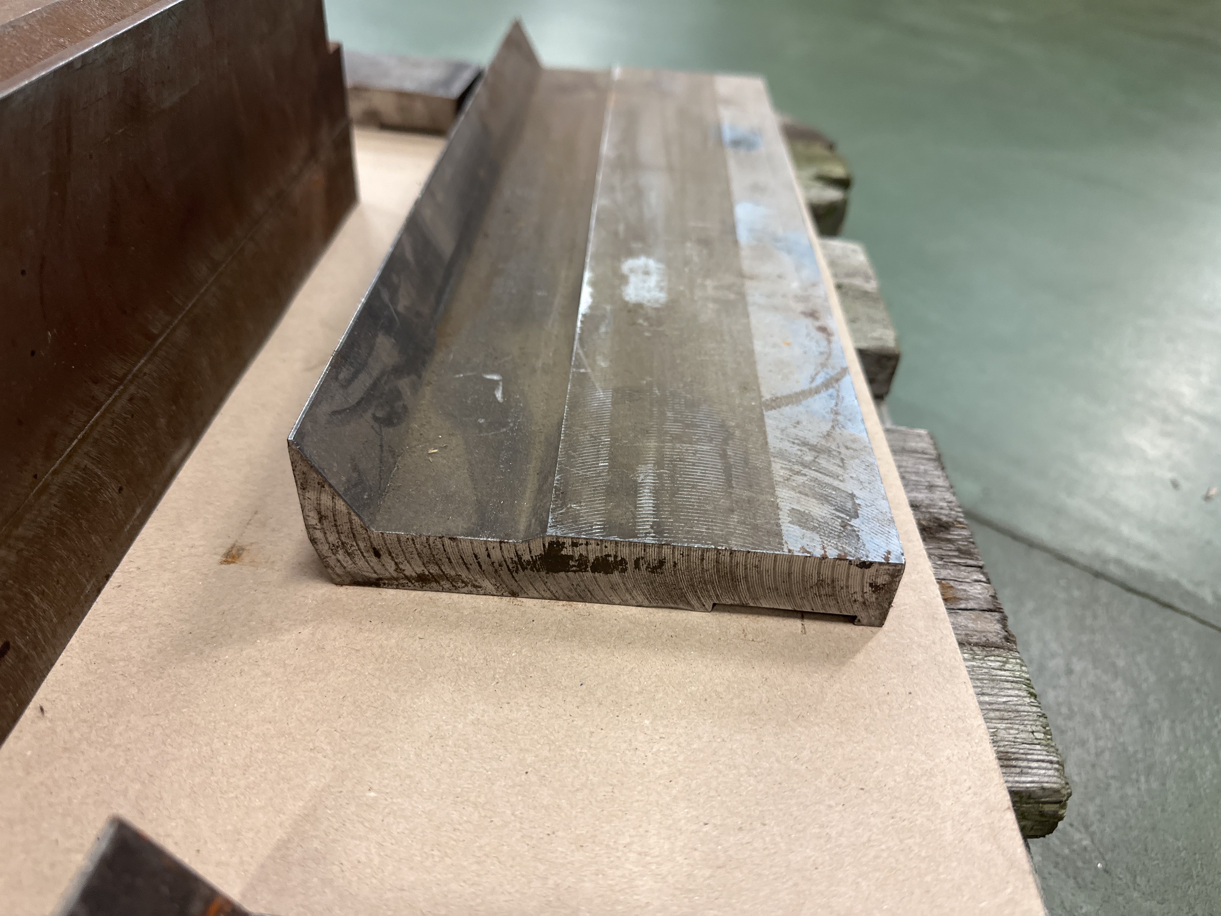 Edge press and edge folding tool - PS Auction - We value the future ...