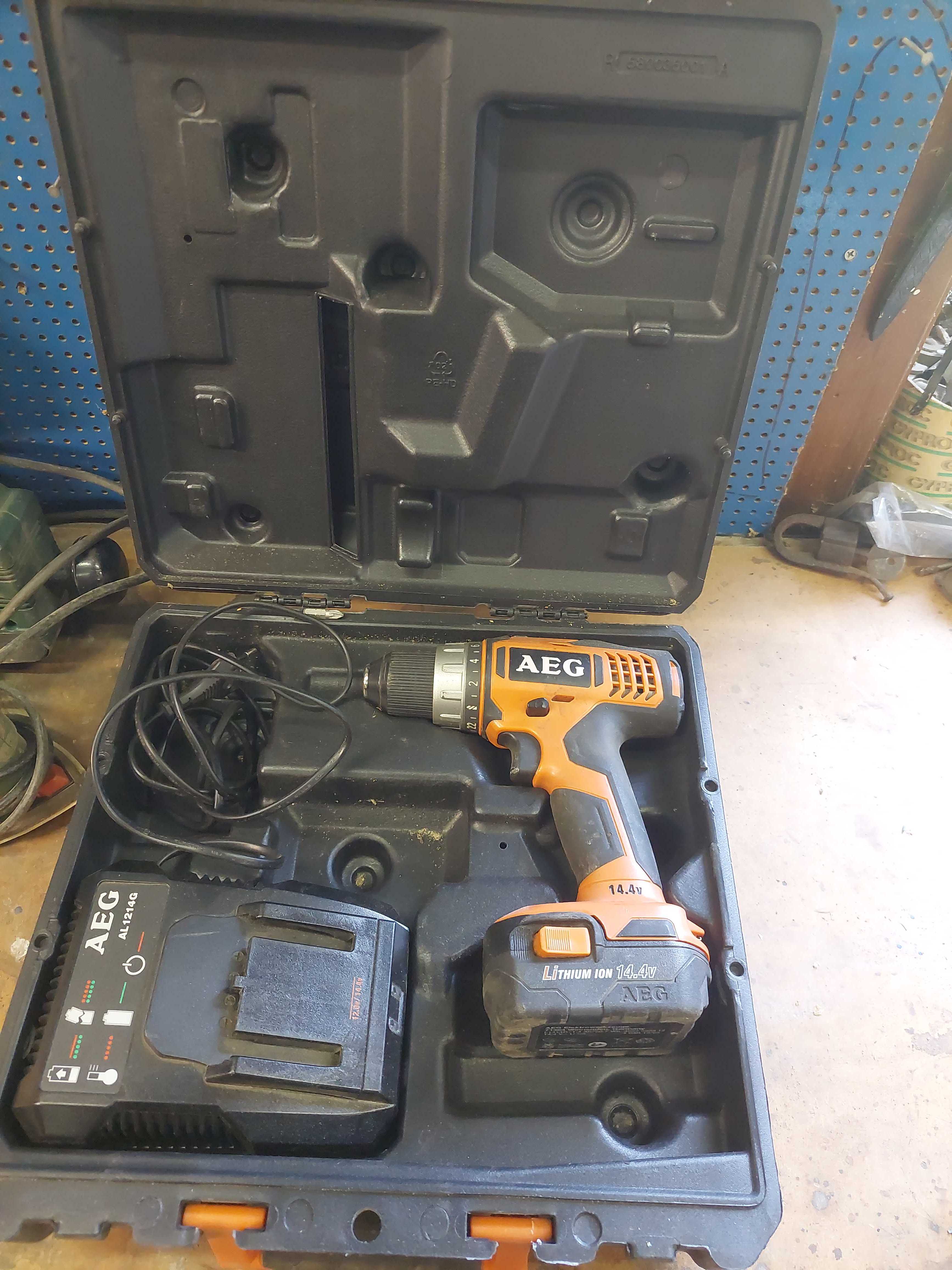 Drilling machine AEG BS 14 G - PS Auction - We value the future ...