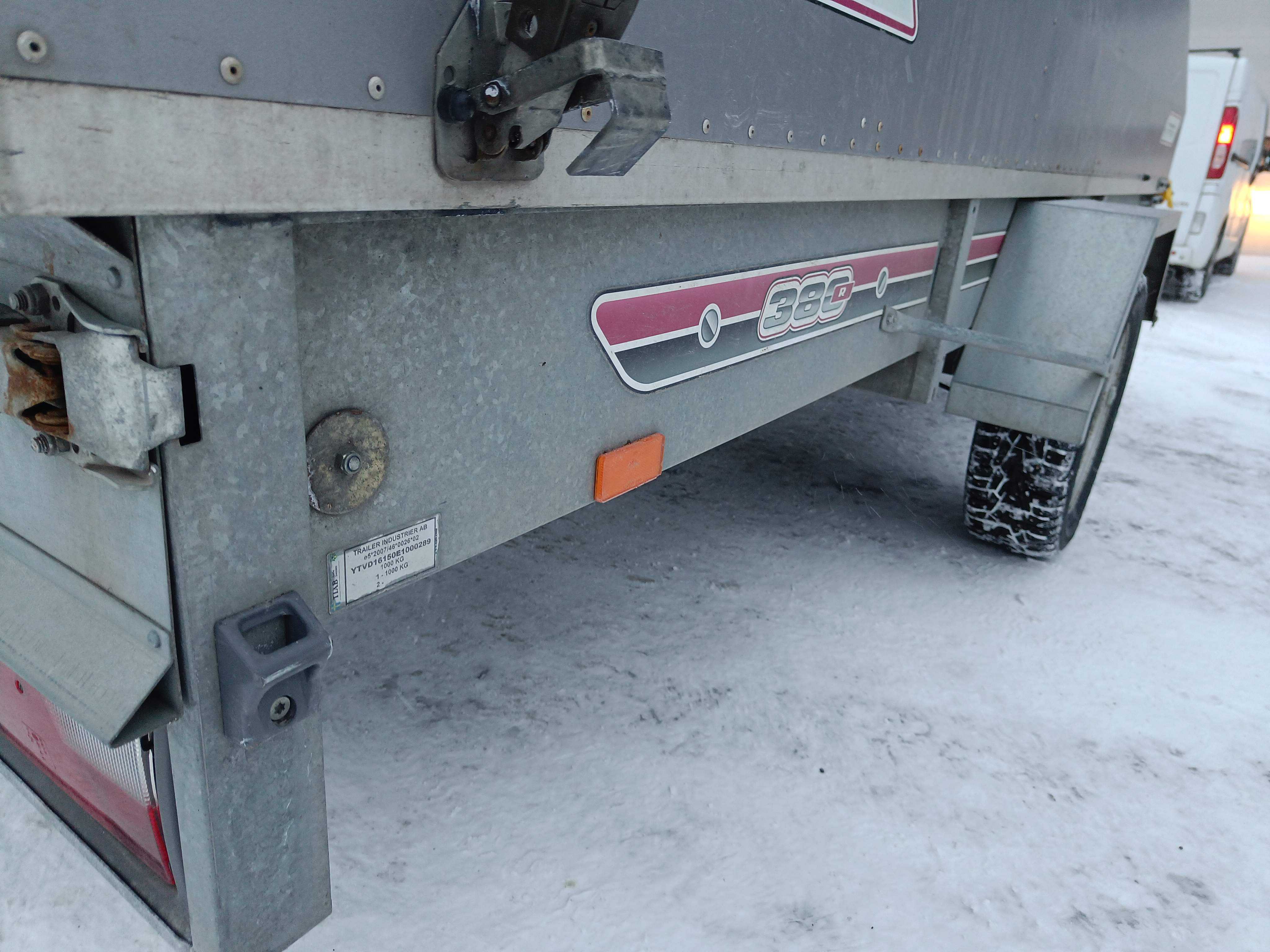 Kåpvagn Tiab 4P Racing 380R -2014 - Auktioner online - Nätauktioner ...