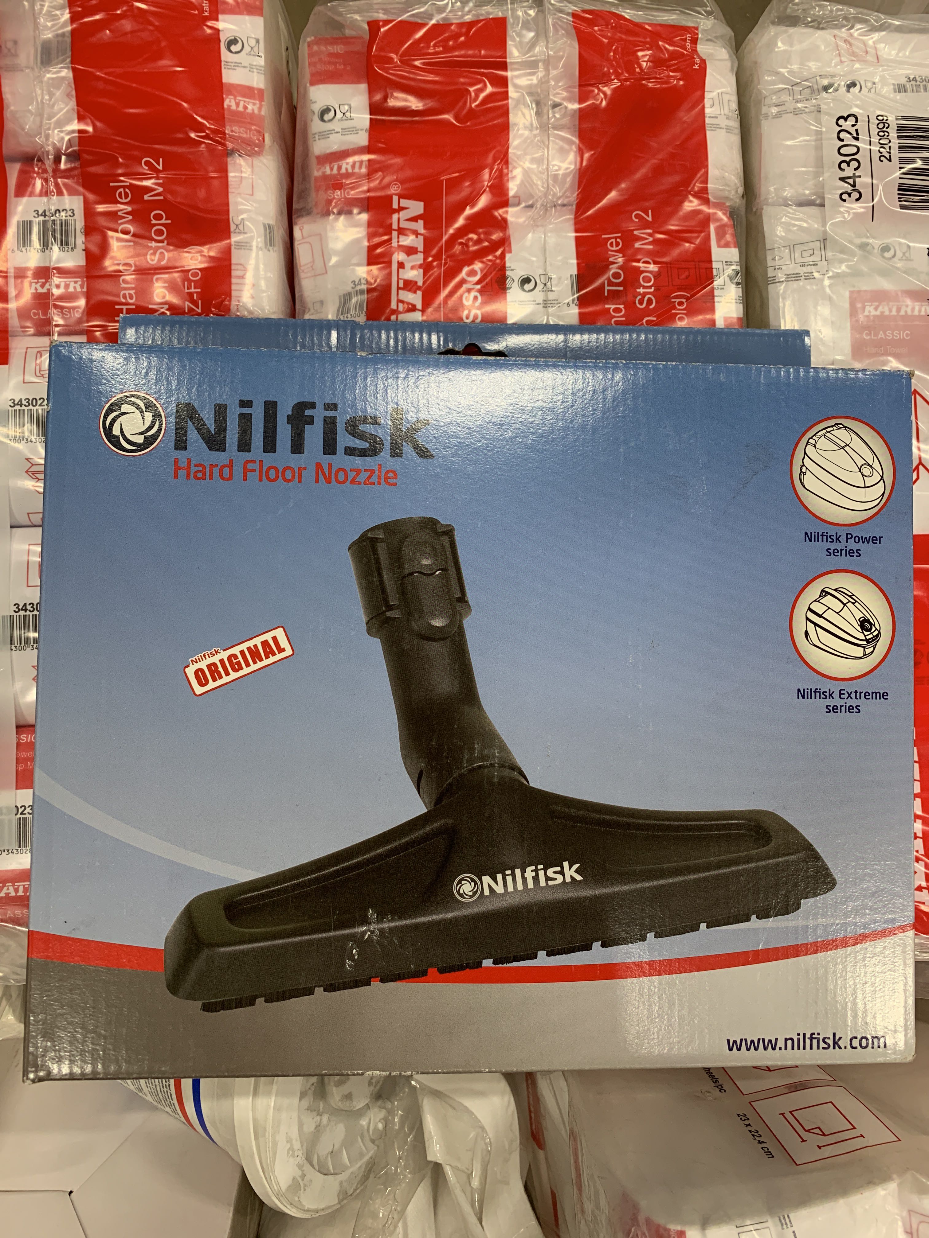 Sortiment med städmaterial - Auktioner online - Nätauktioner ...