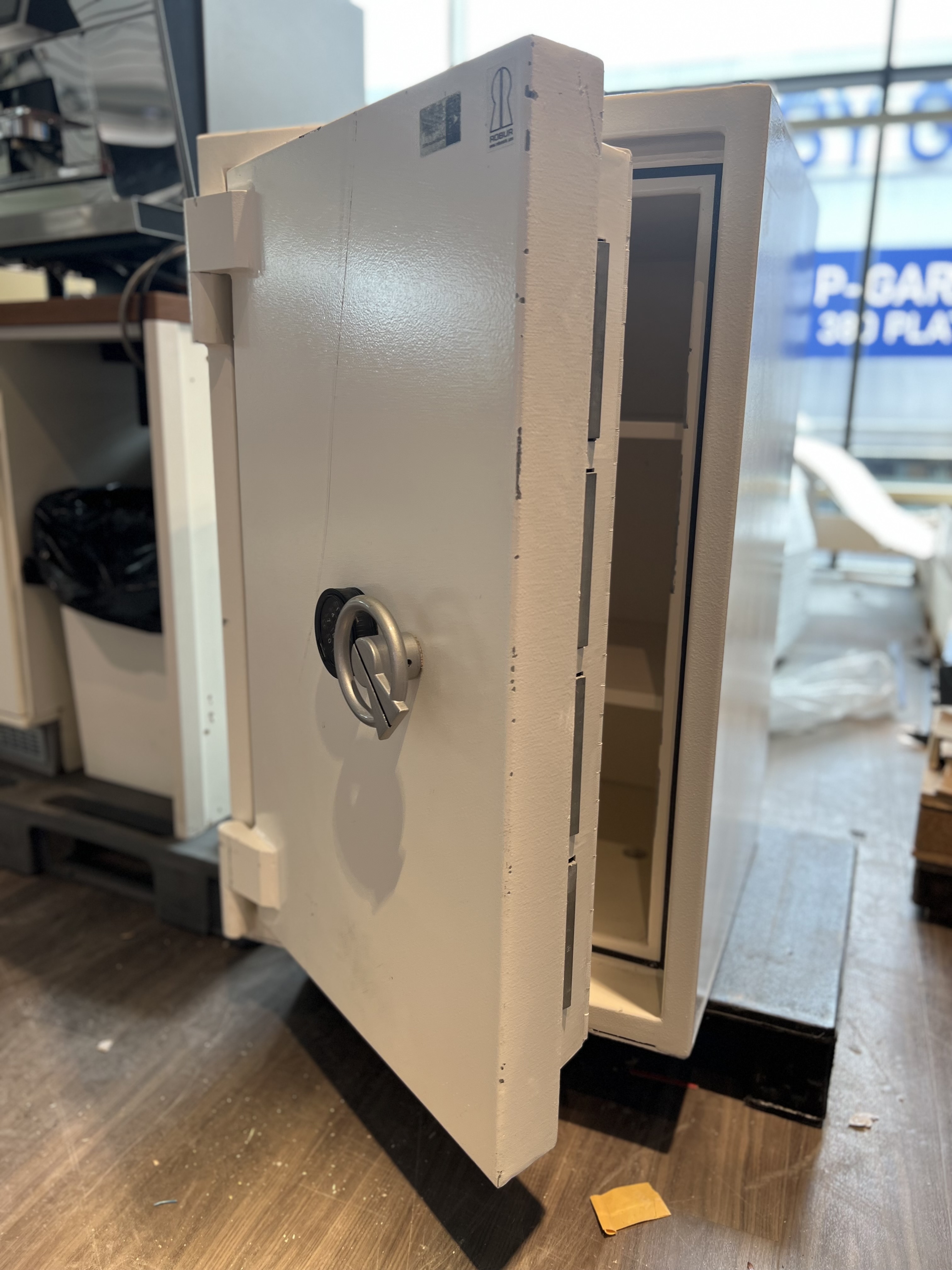 Safe with code lock, Robur - PS Auction - We value the future - Largest ...